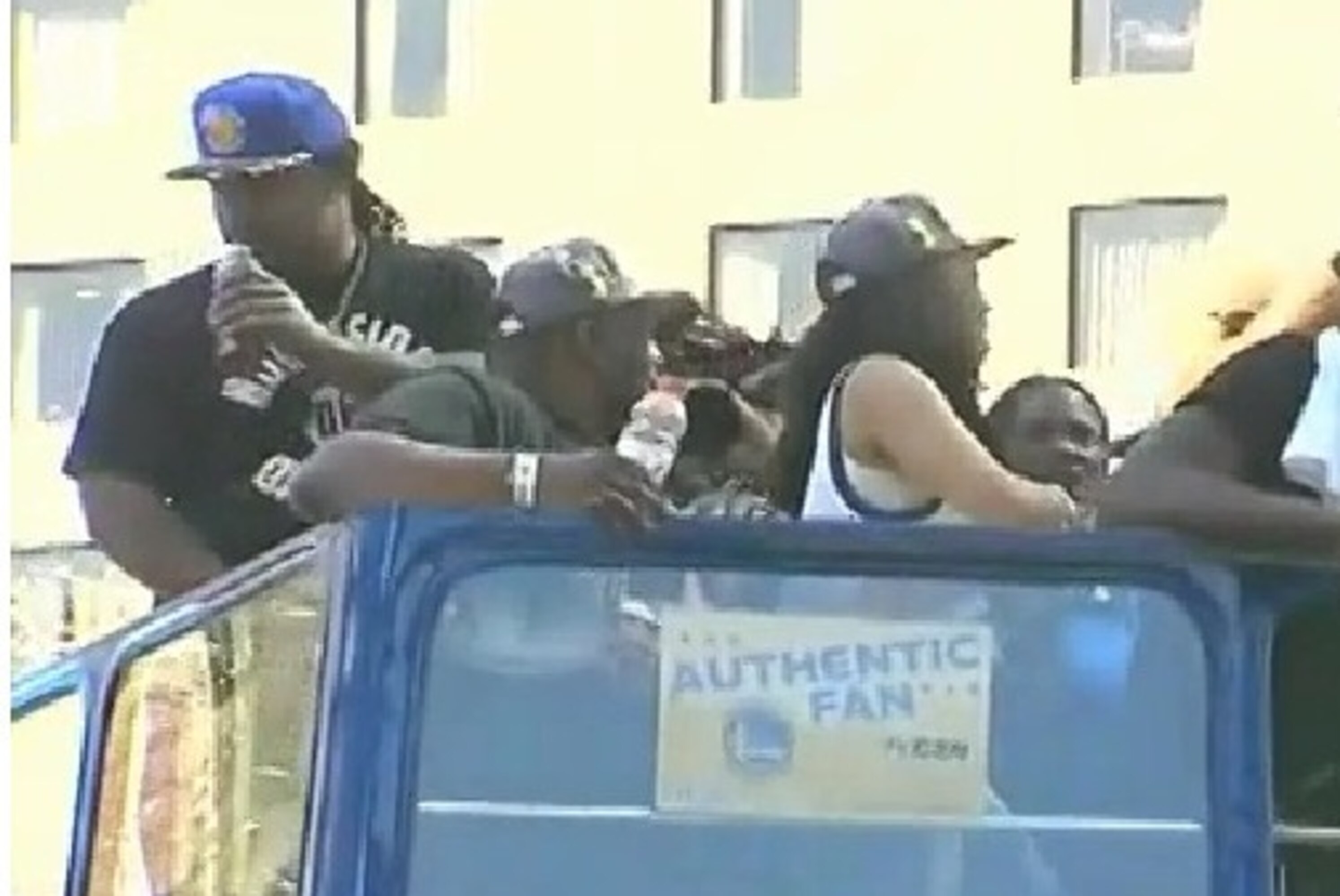 The Golden State Warriors NBA Championship Victory Parade Is Turning Up