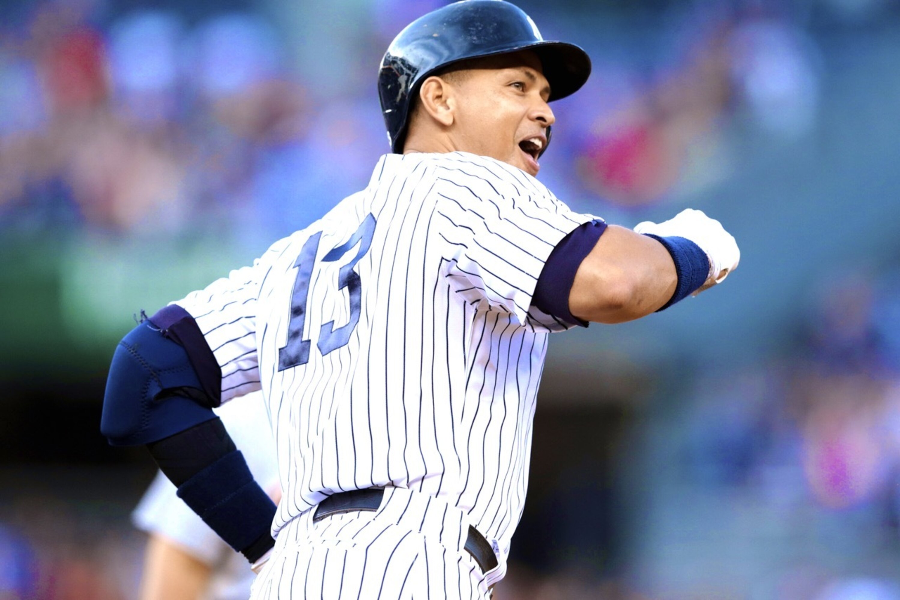 A-Rod Paints Contrasting Picture in Mirroring Derek Jeter's 3,000-Hit ...