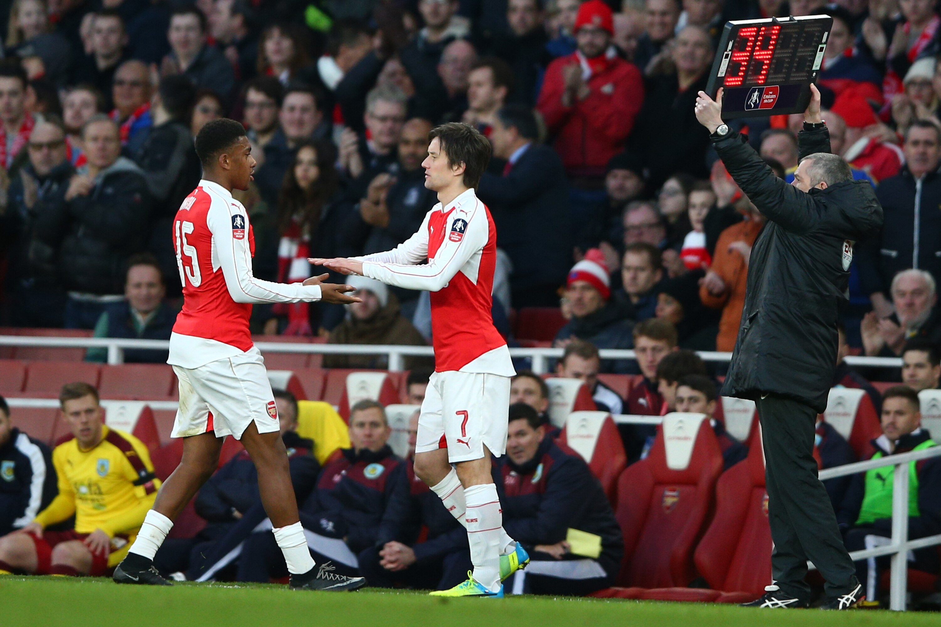 Shades of Tomas Rosicky as Alex Iwobi Stars Against Burnley