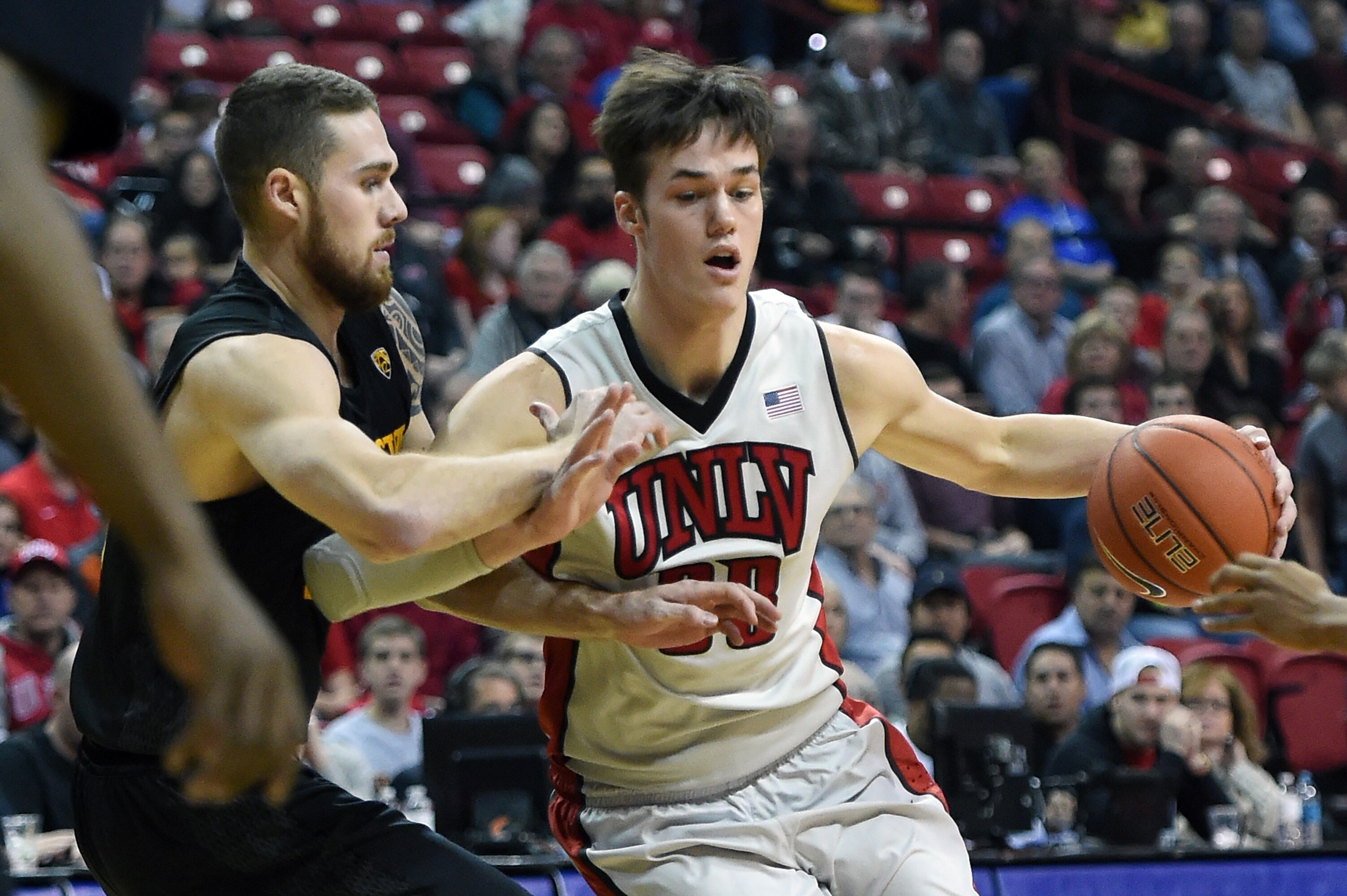 Stephen Zimmerman Injury: Updates on UNLV Center's Knee and Return