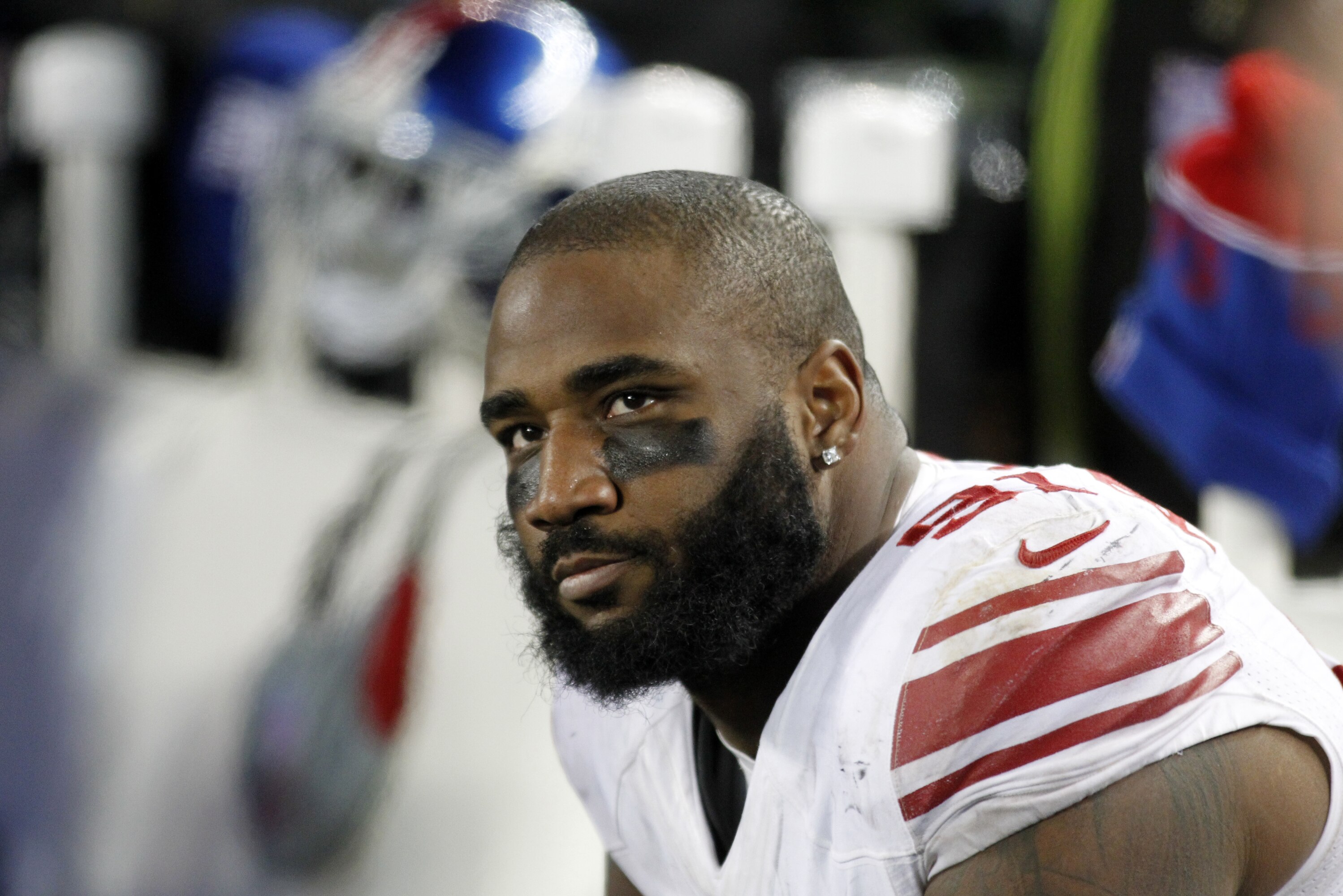 Robert Ayers Signs 3-Year Deal with Buccaneers