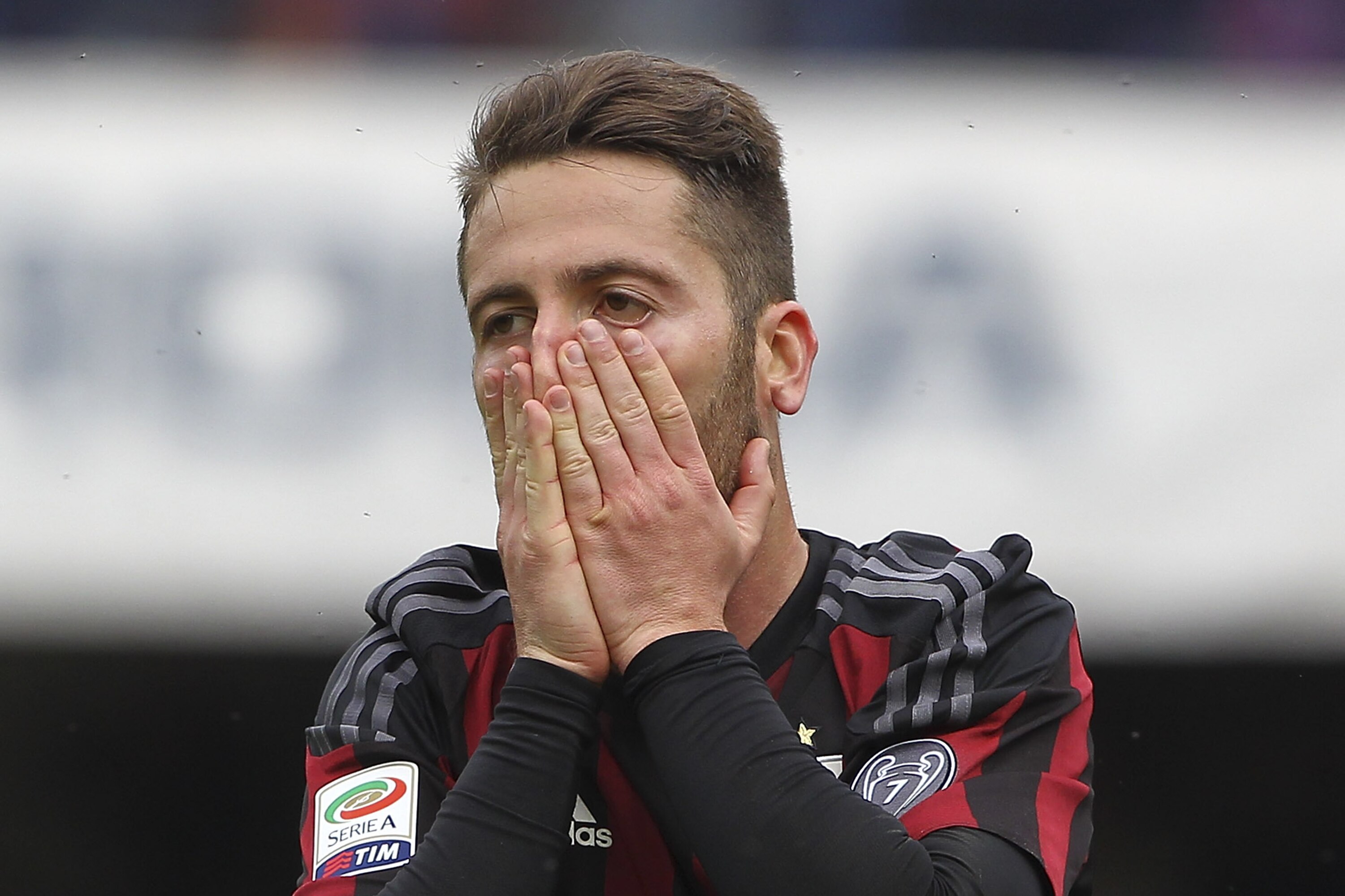 Andrea Bertolacci Disappoints in AC Milan's Defeat to Roma