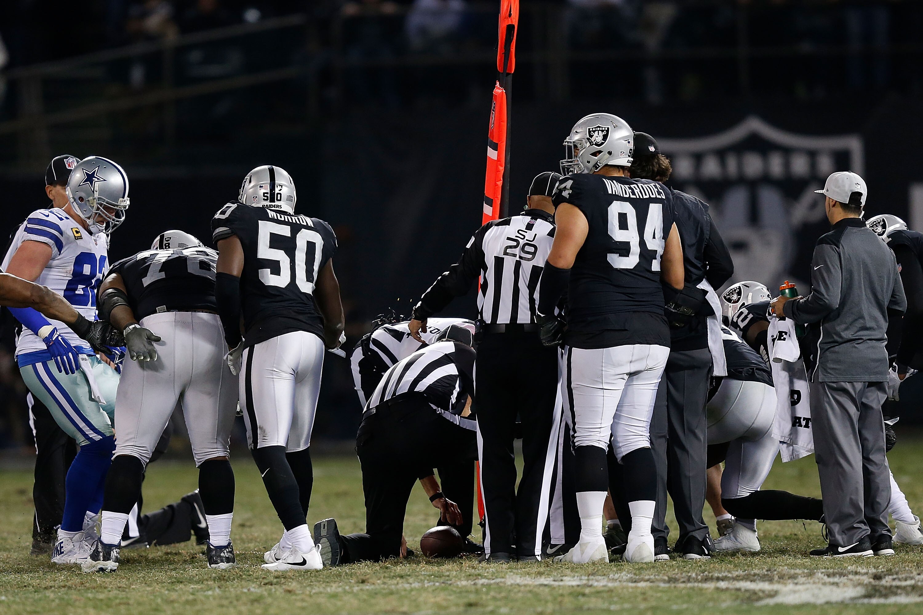 NFL Head of Officials Tells Refs Not to Use Note Cards on 1st Down ...