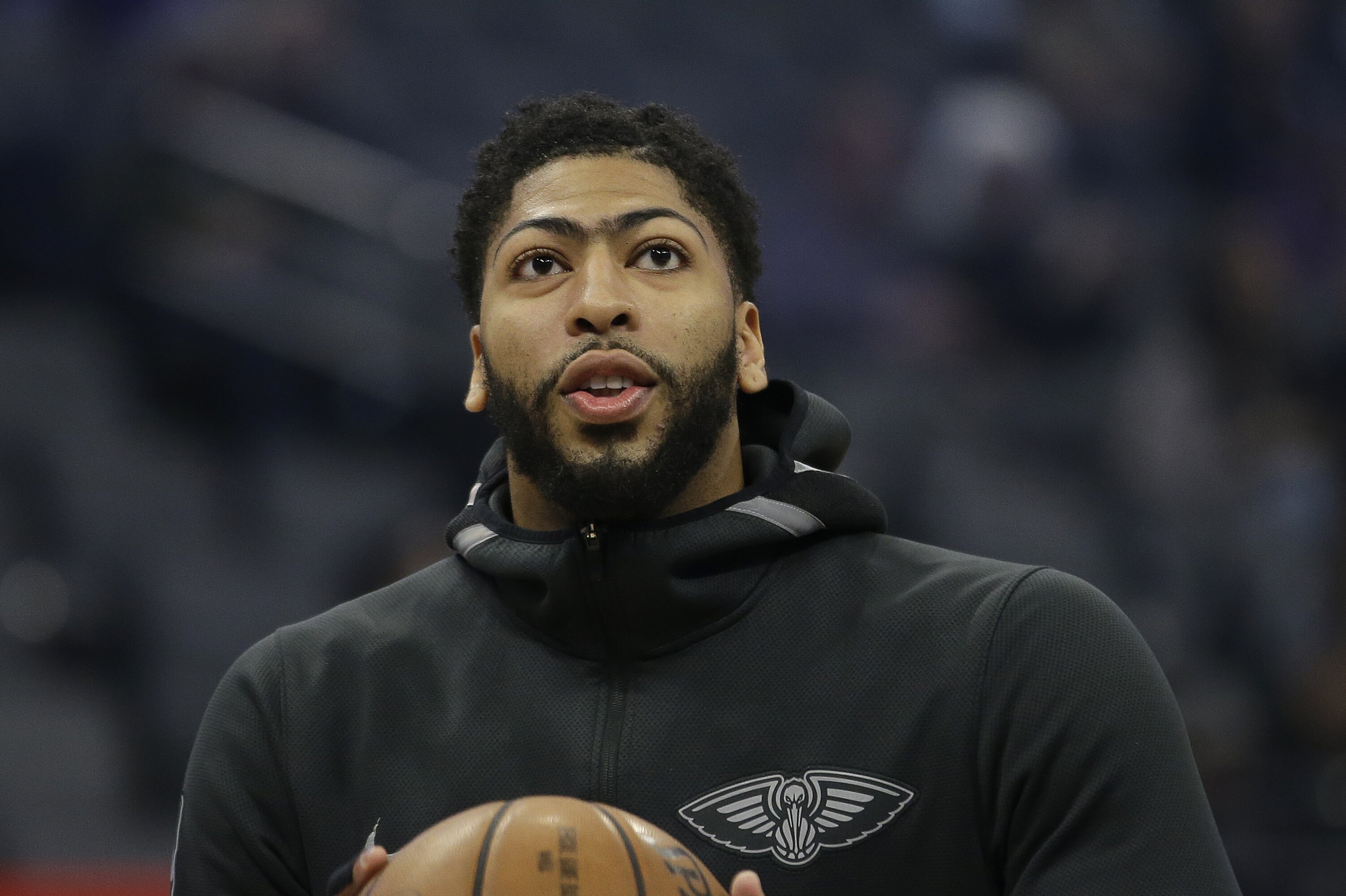 Anthony Davis Appears to Make 'Drastic Change,' Shave Unibrow in ...