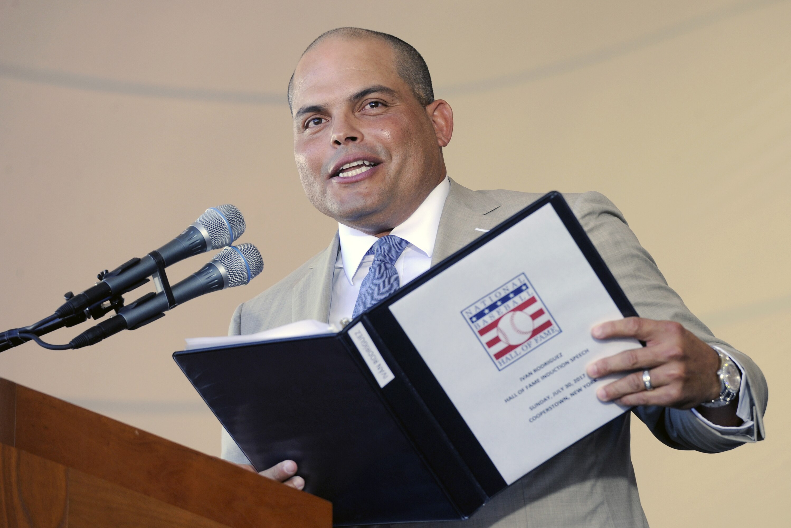 Ivan 'Pudge' Rodriguez's Son Dereck Called Up by Giants