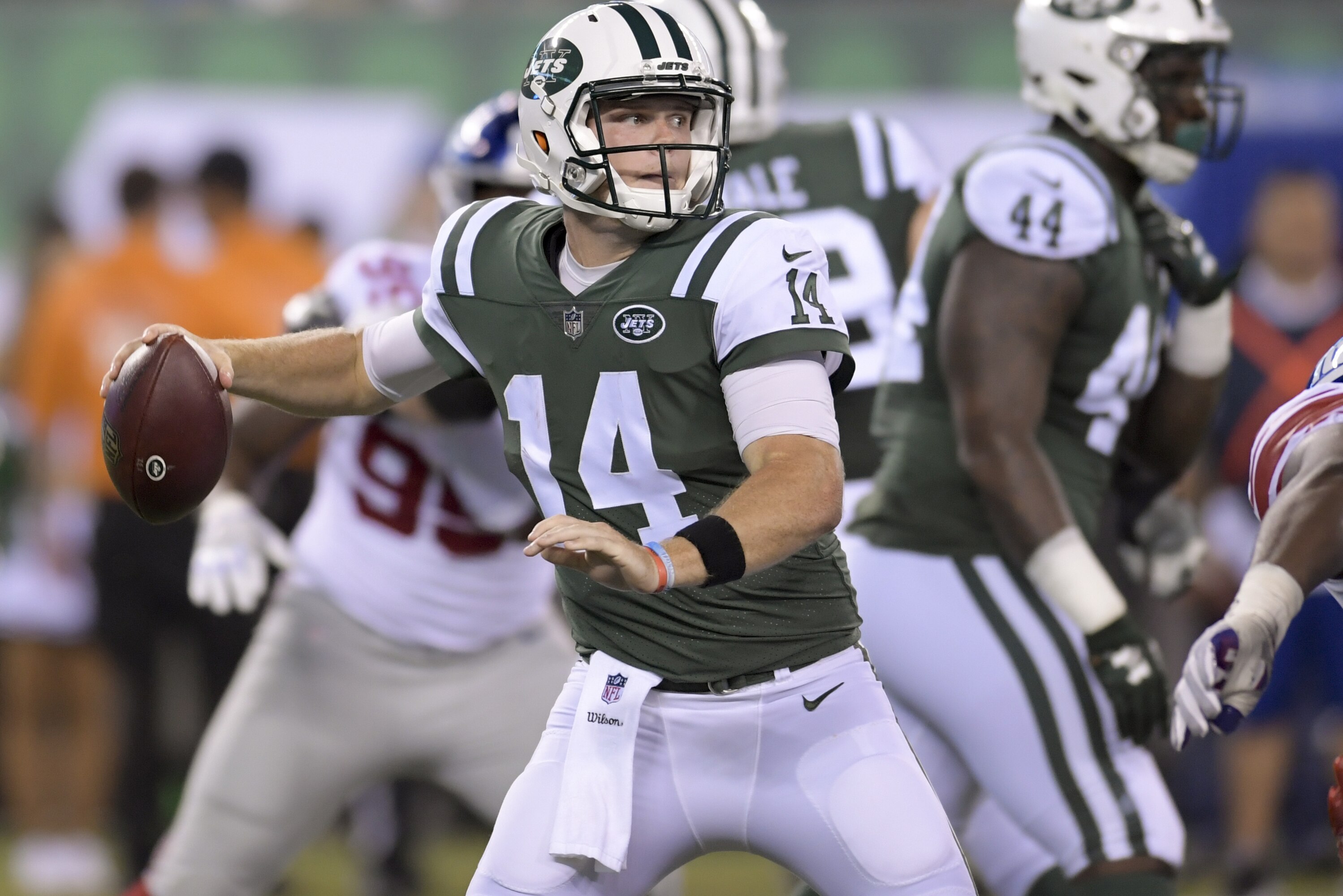 Giants Beat Sam Darnold, Jets in Preseason Despite Saquon Barkley's Absence