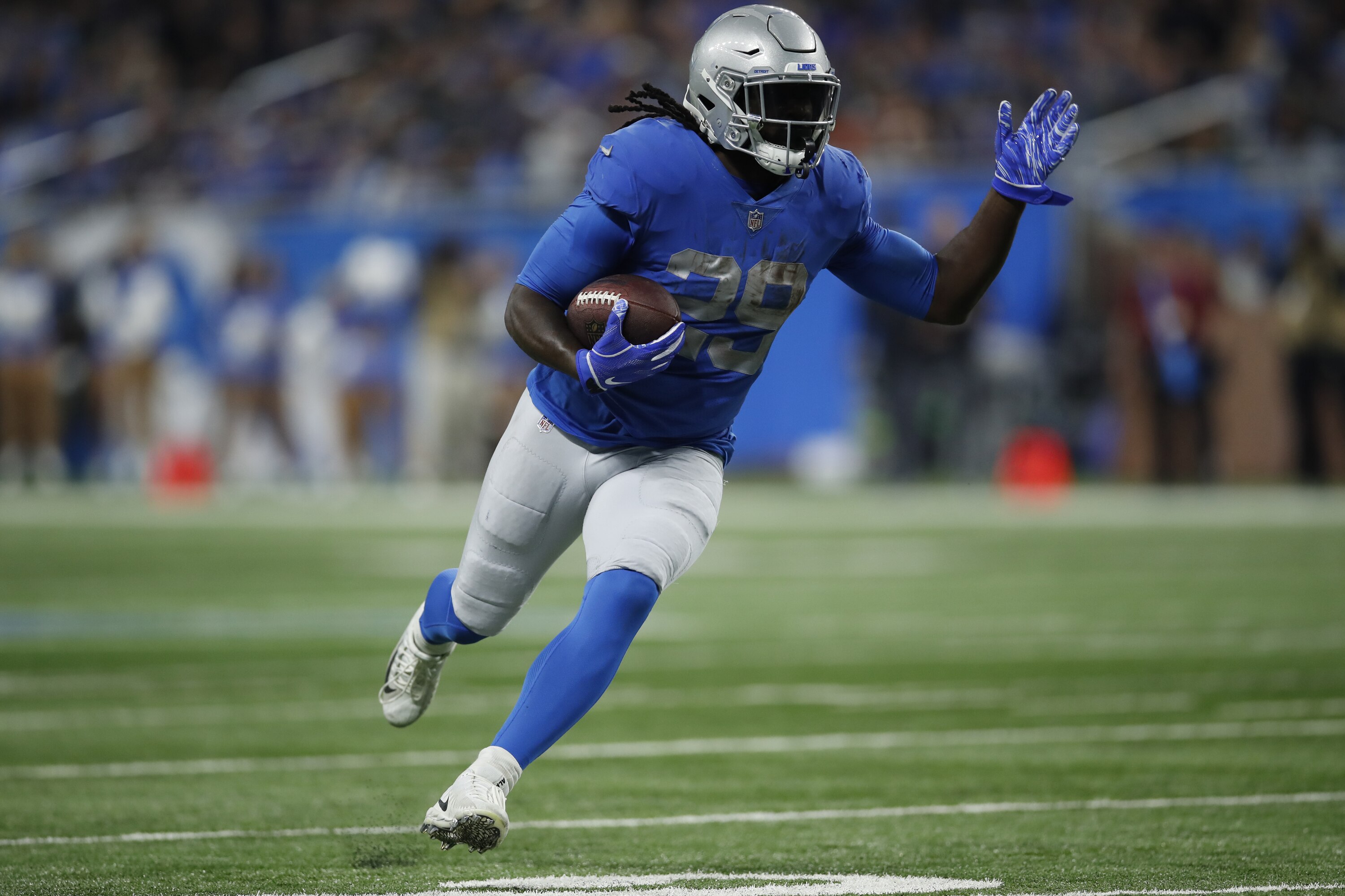 Former Buccaneers, Patriots RB LeGarrette Blount Retires After 9 Seasons
