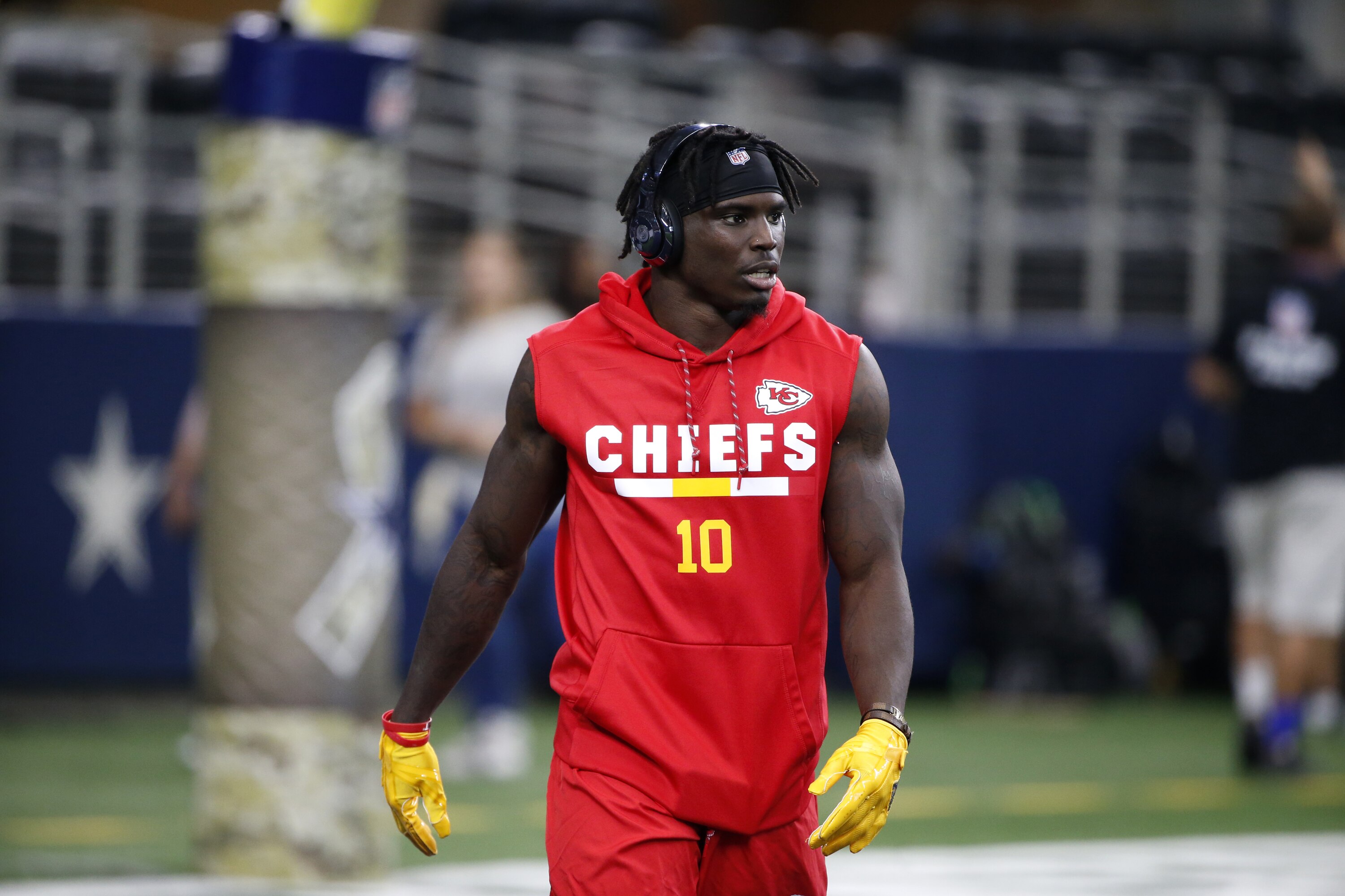 NFL Not Expected to Discipline Tyreek Hill Until Authorities Close ...