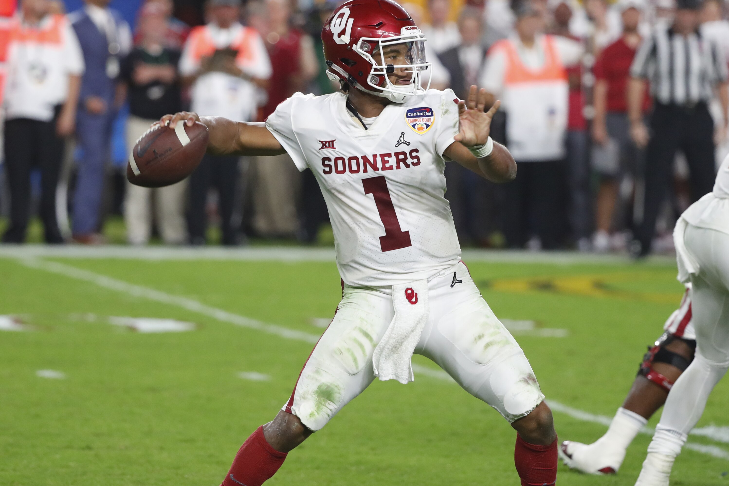 2019 NFL Mock Draft: 1st-Round Projections and Latest Buzz on Top Prospects