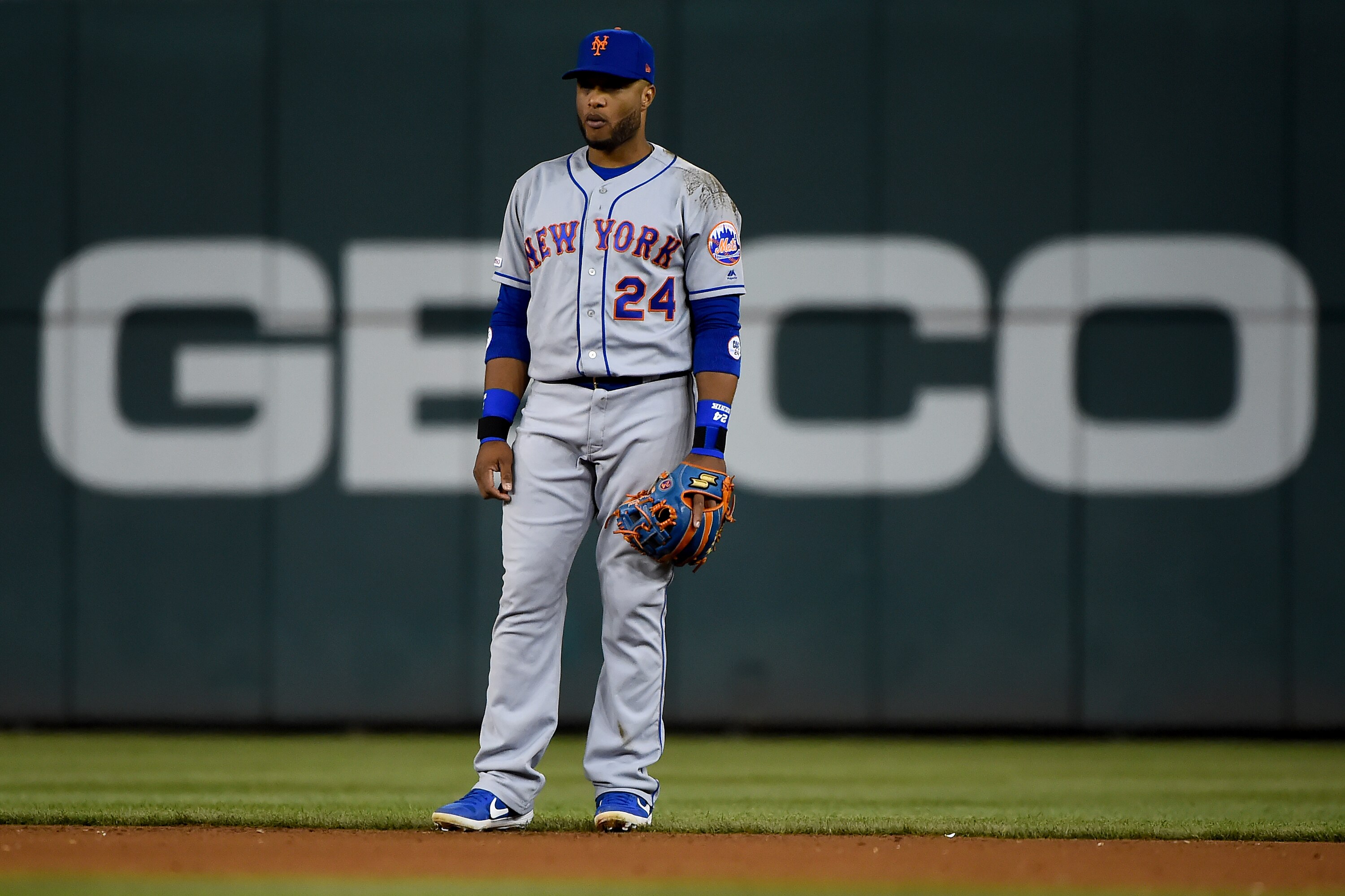 Mets' Robinson Cano Placed on 10-Day IL with Quad Injury; Tim Peterson ...