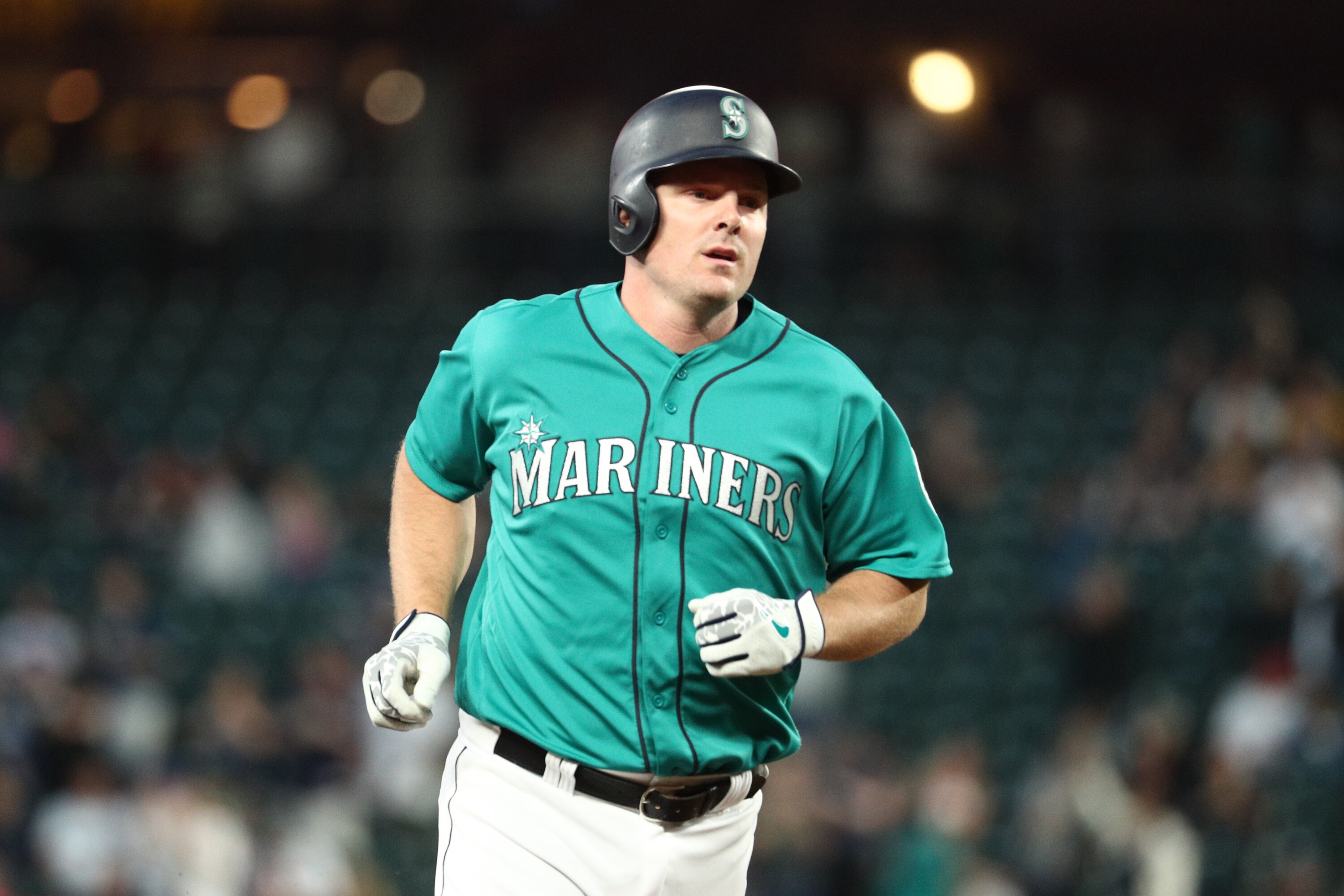 Jay Bruce Traded from Mariners to Phillies for 3B Prospect Jake ...