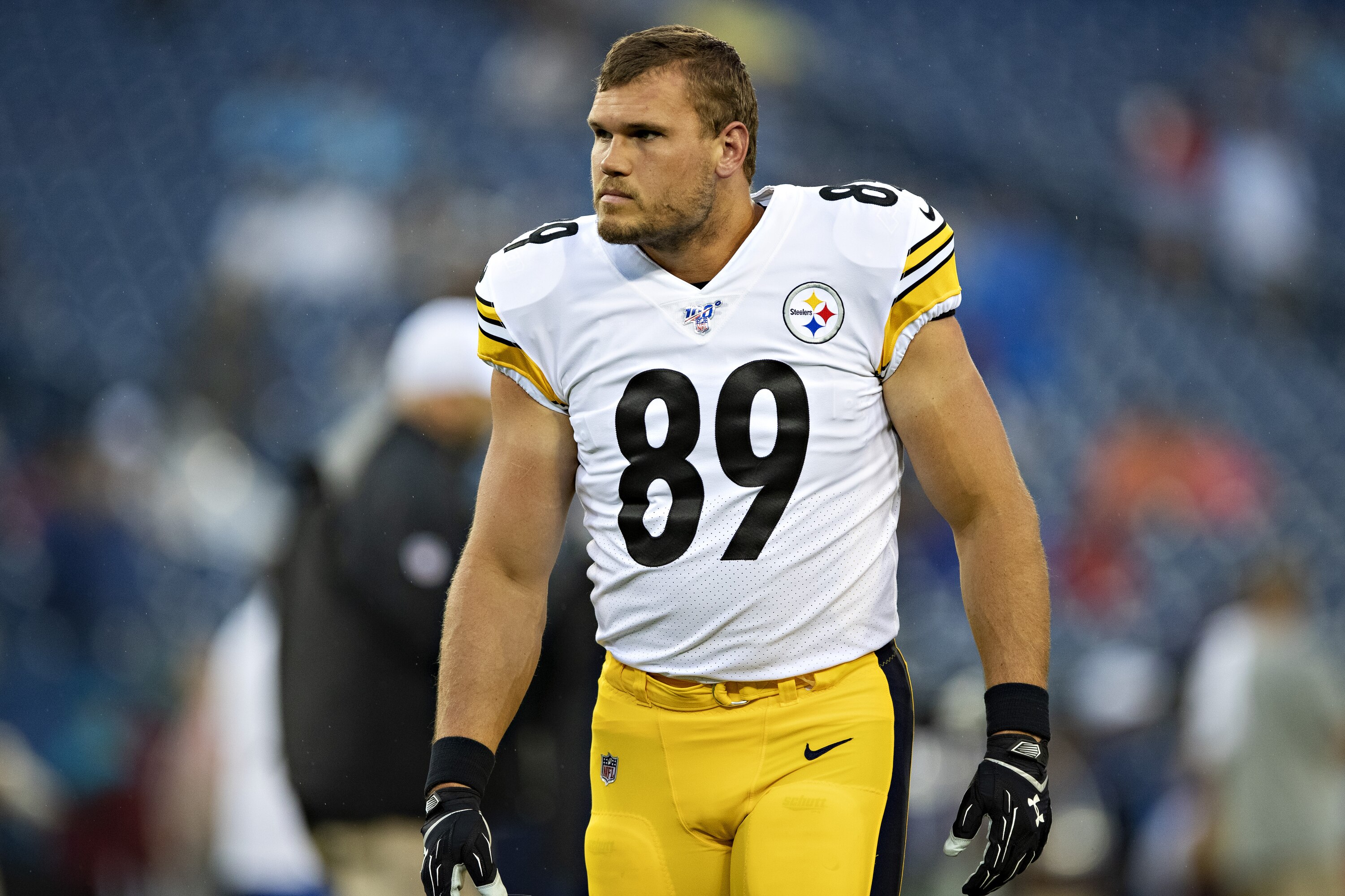 Steelers' Vance McDonald Ruled Out vs. Cardinals After Suffering Concussion