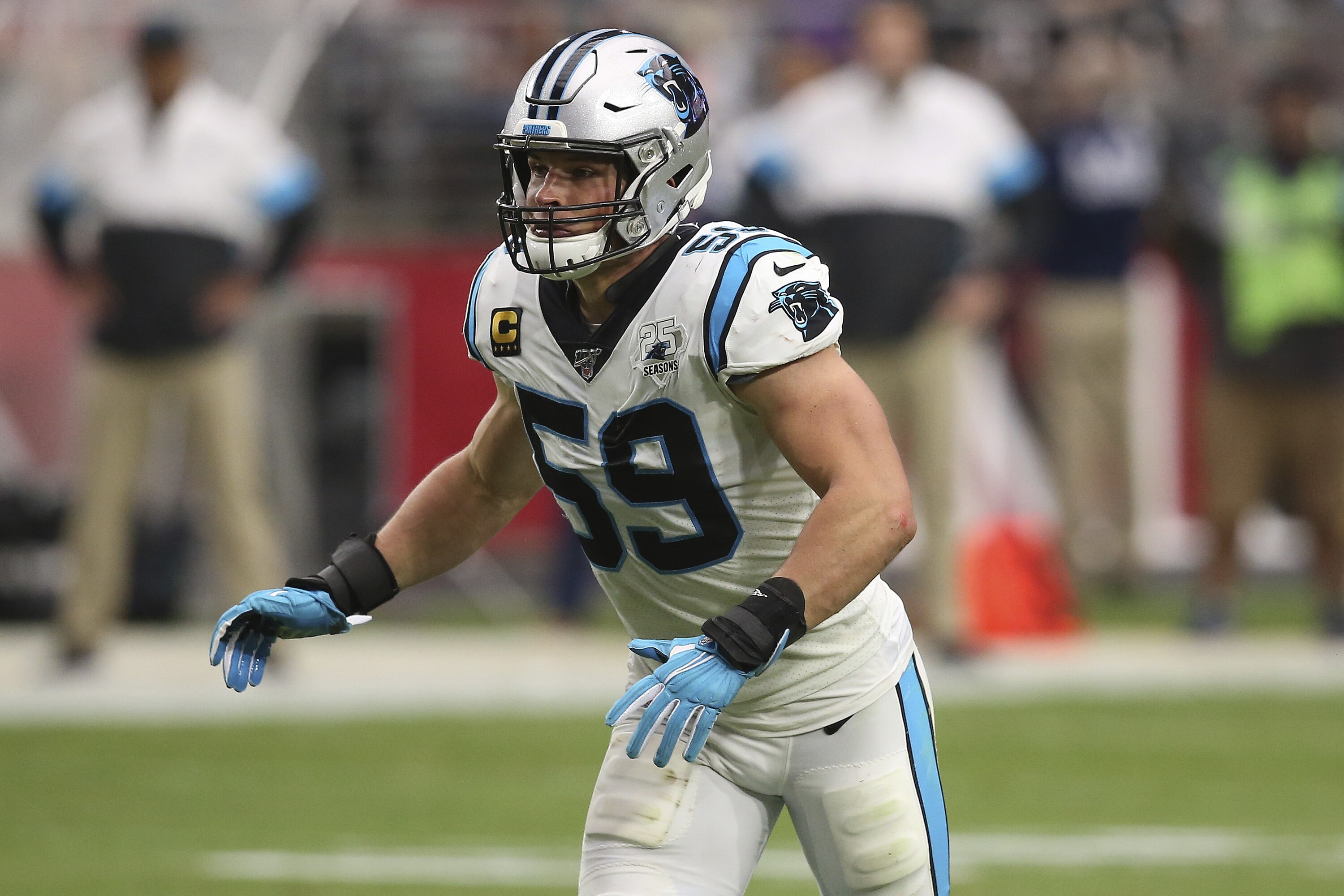 Video: Panthers' Luke Kuechly Announces NFL Retirement After 8 Seasons