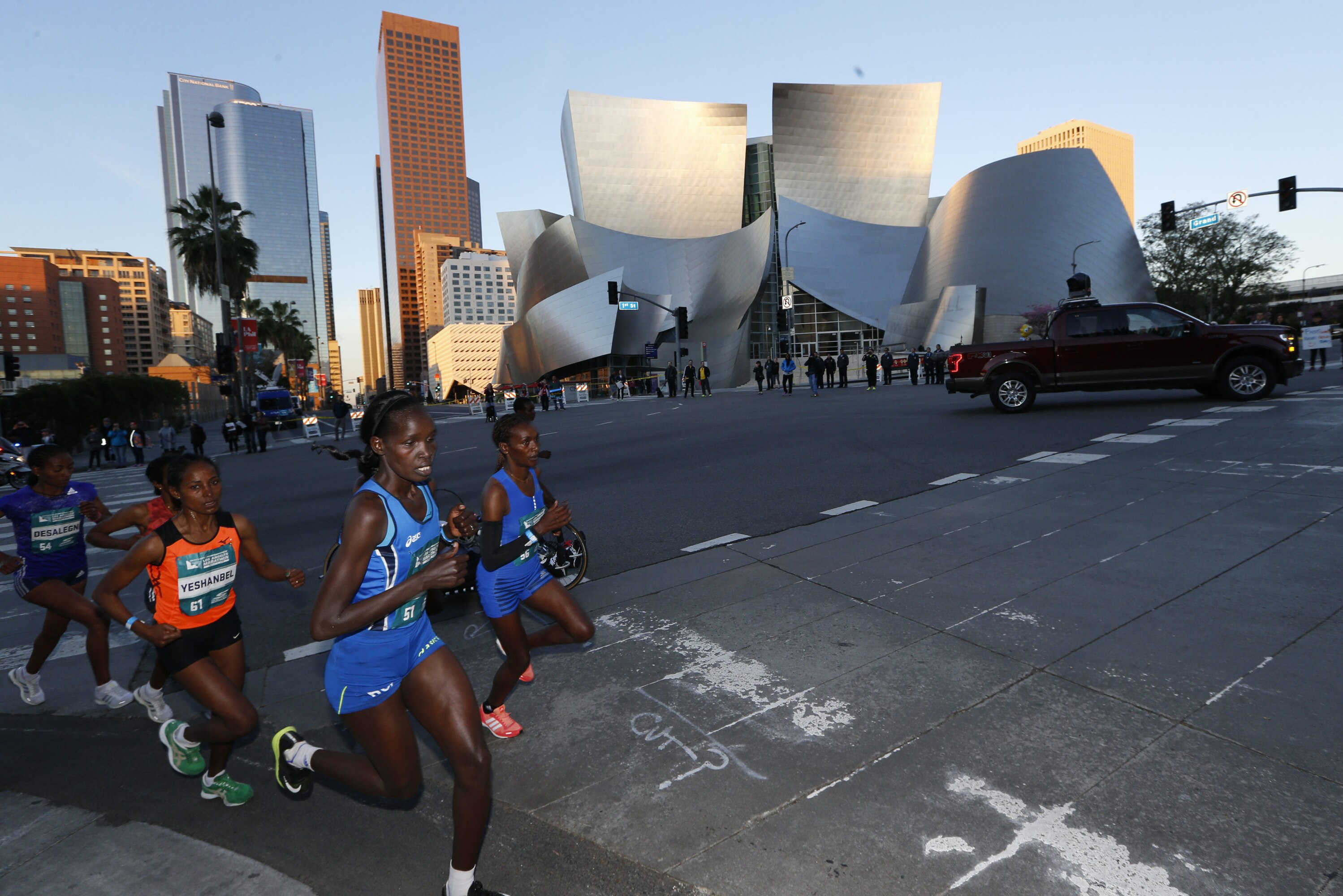 LA Marathon 2020: Route, Course Map, Times, Road Closures and Event Details