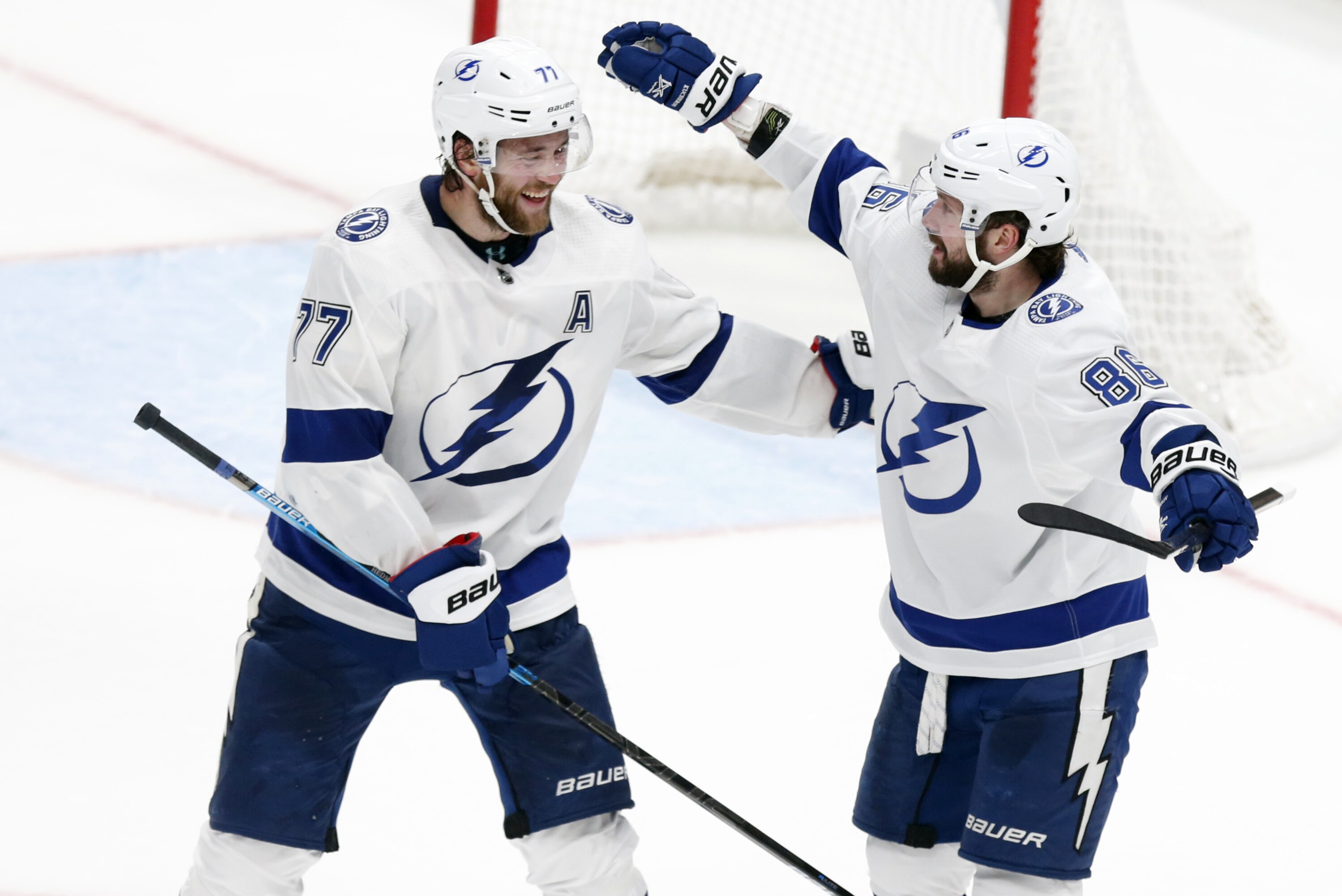 NHL Playoff Bracket 2020: Complete 1st-Round Schedule and Series ...