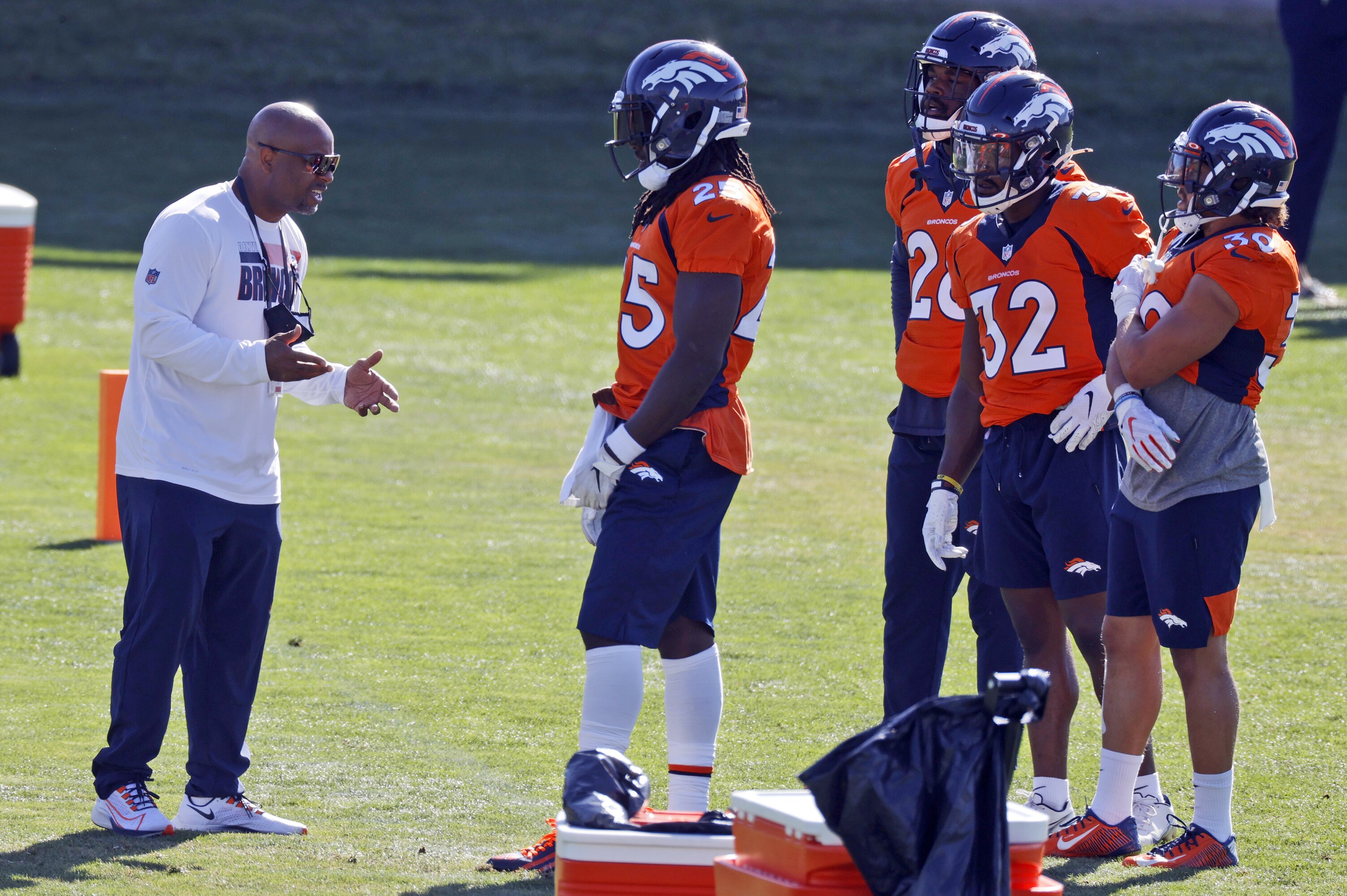 Broncos RB Coach Curtis Modkins Self-Isolating After Positive COVID-19 Test