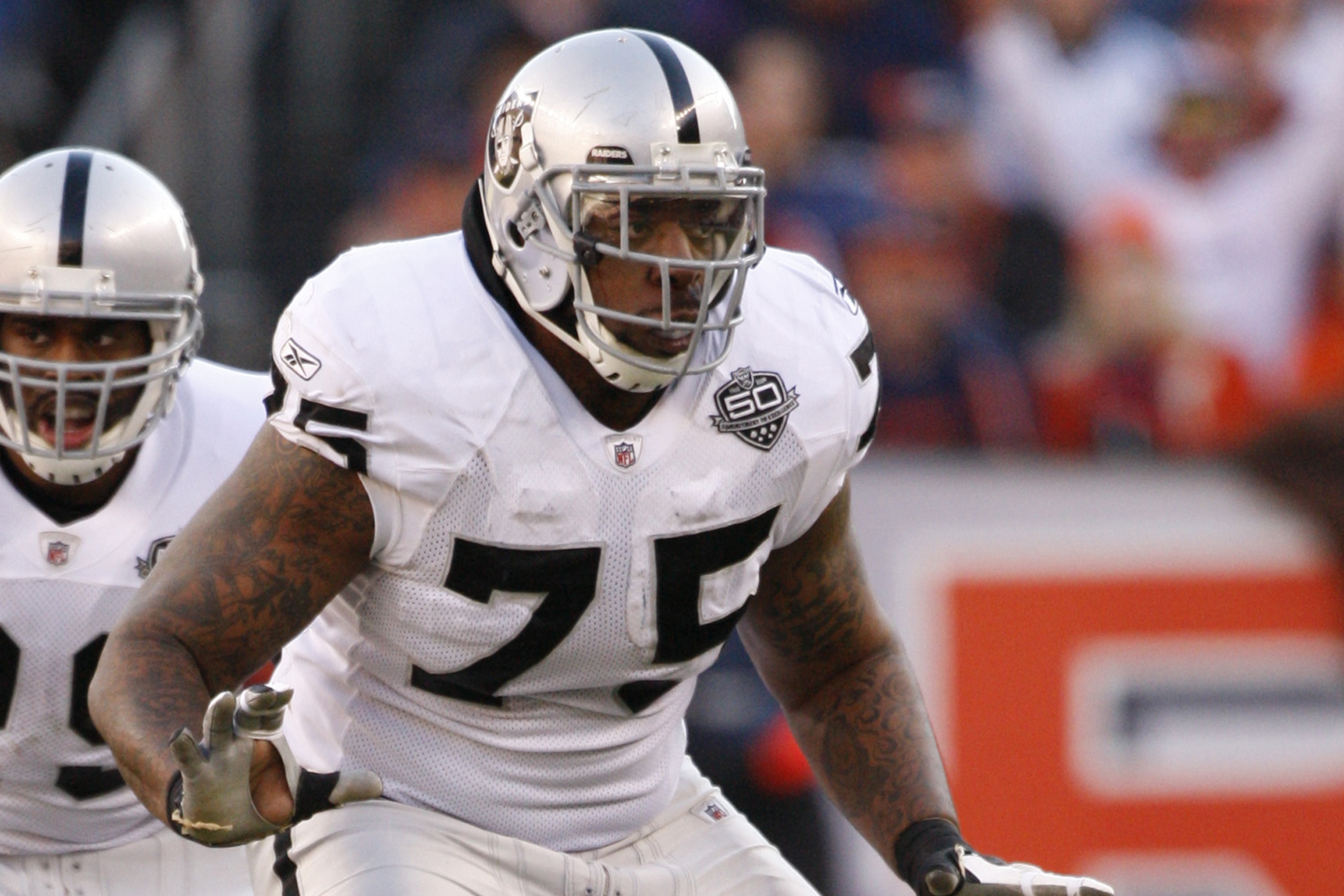 Former Raiders OL Mario Henderson Dies at Age 35