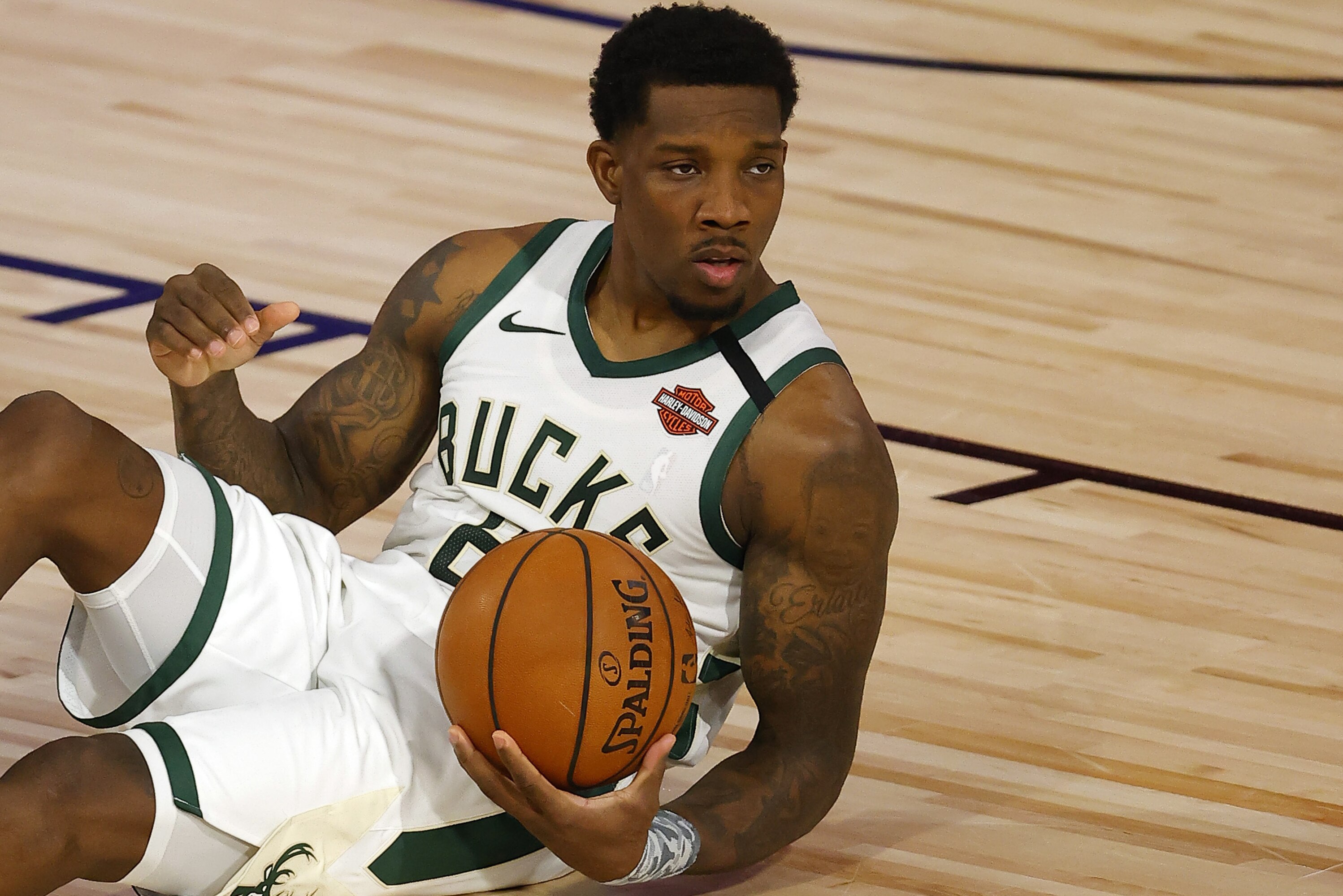 Lakers Rumors: Eric Bledsoe Trade Explored Before Dennis Schroder Deal