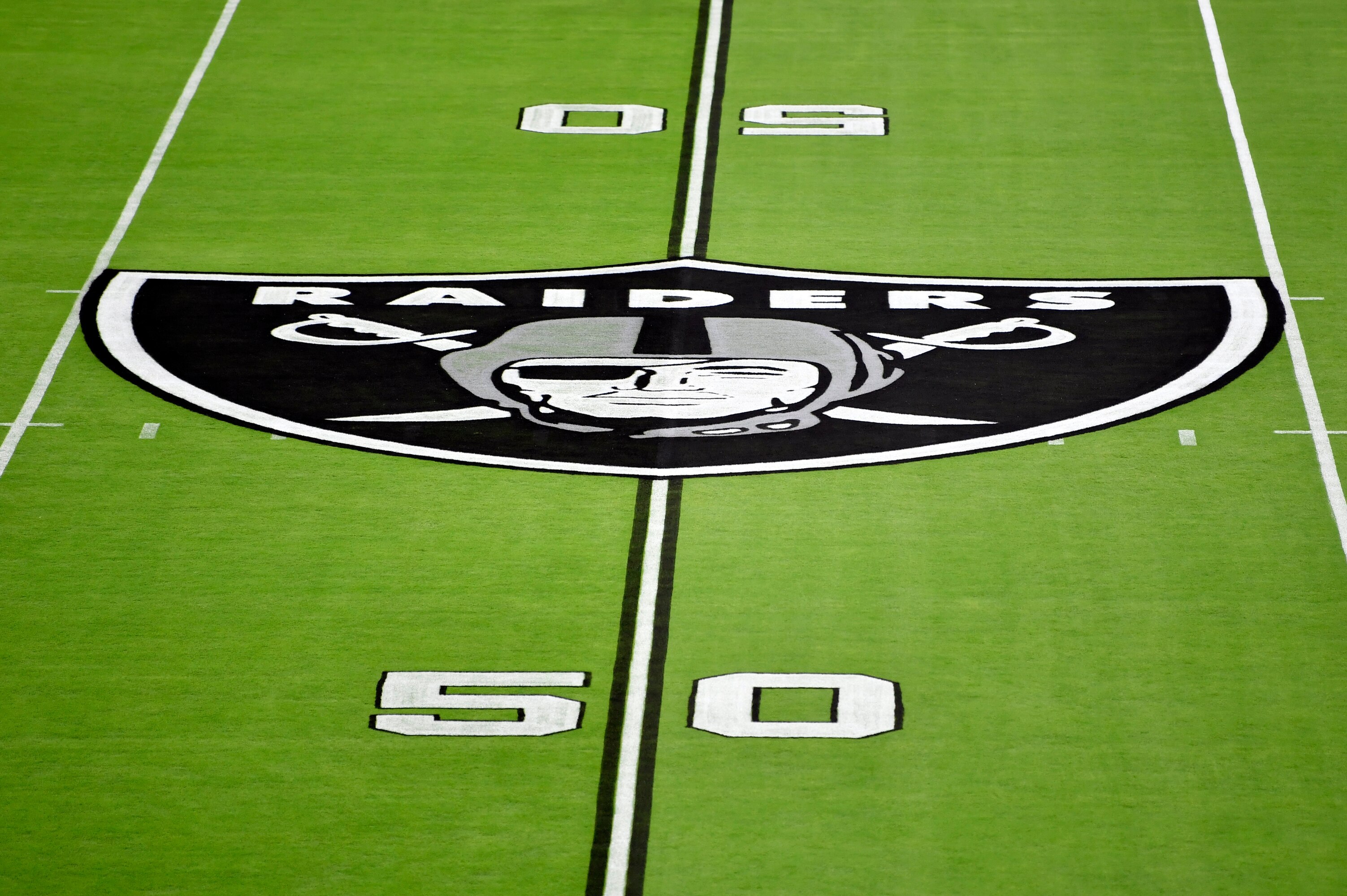 Johnathan Abram, Maliek Collins Among 7 Raiders Players Placed on COVID ...