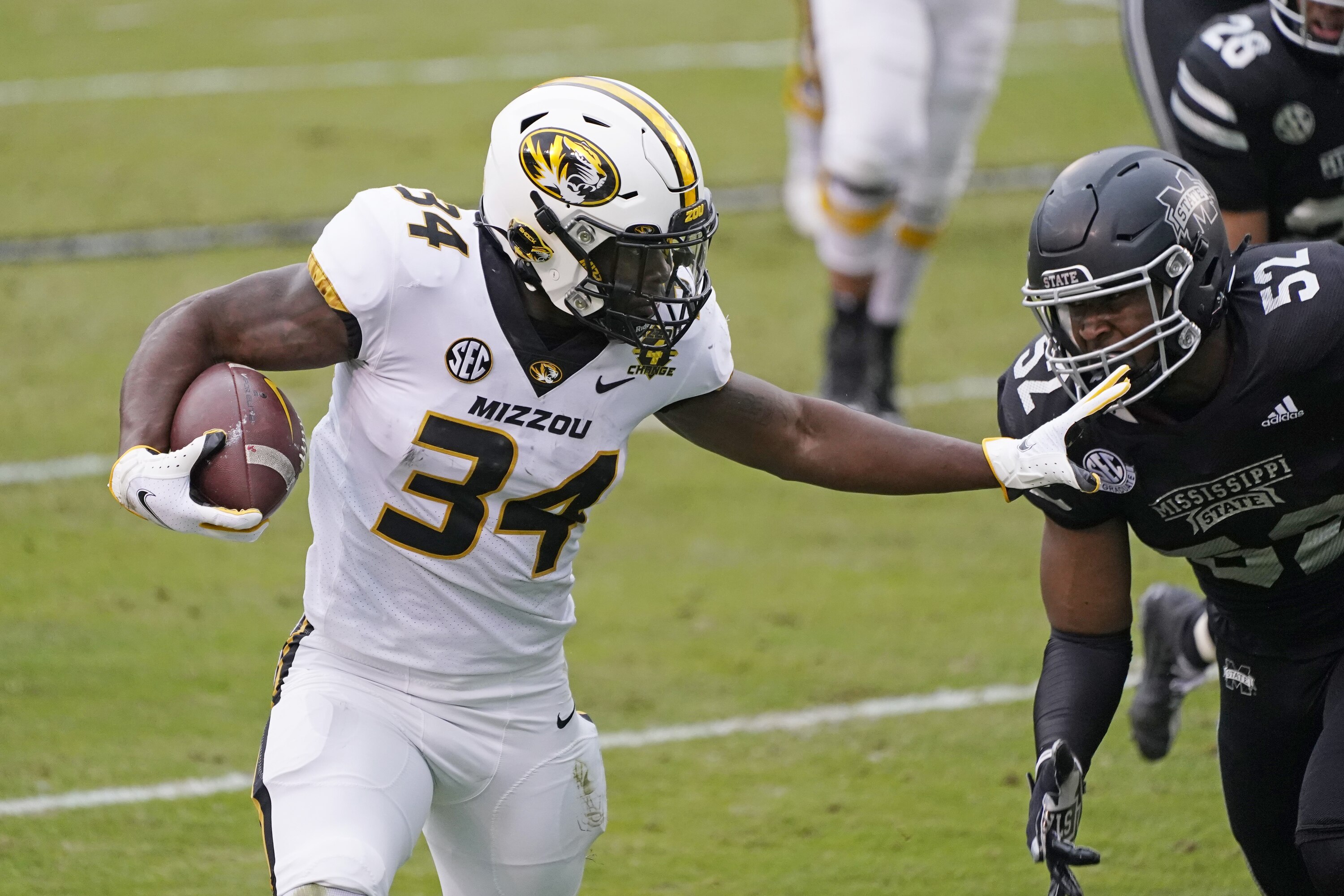 Larry Rountree III NFL Draft 2021: Scouting Report for Los Angeles ...
