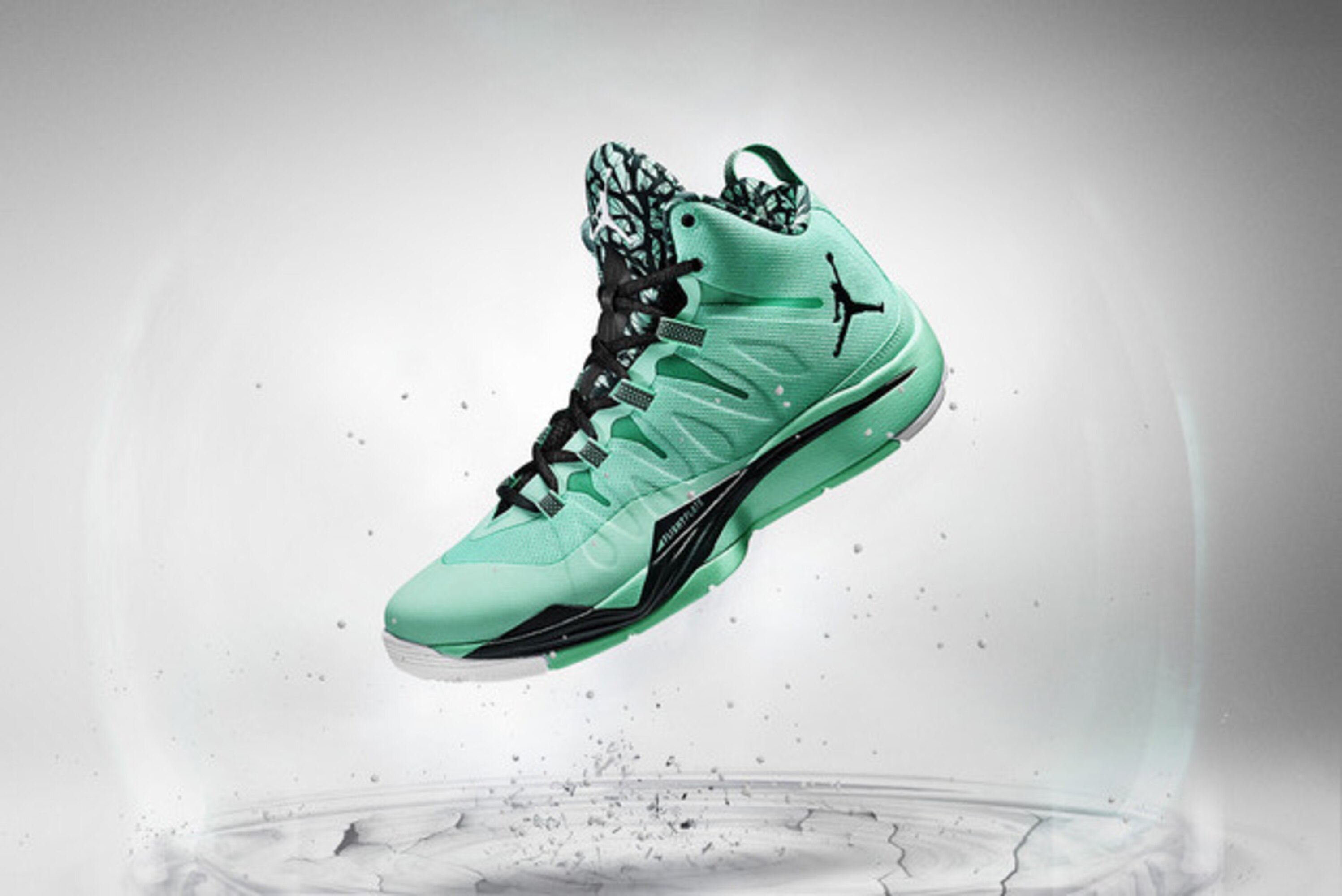Power Ranking the NBA's 10 Best Signature Shoes Heading into 2013-14