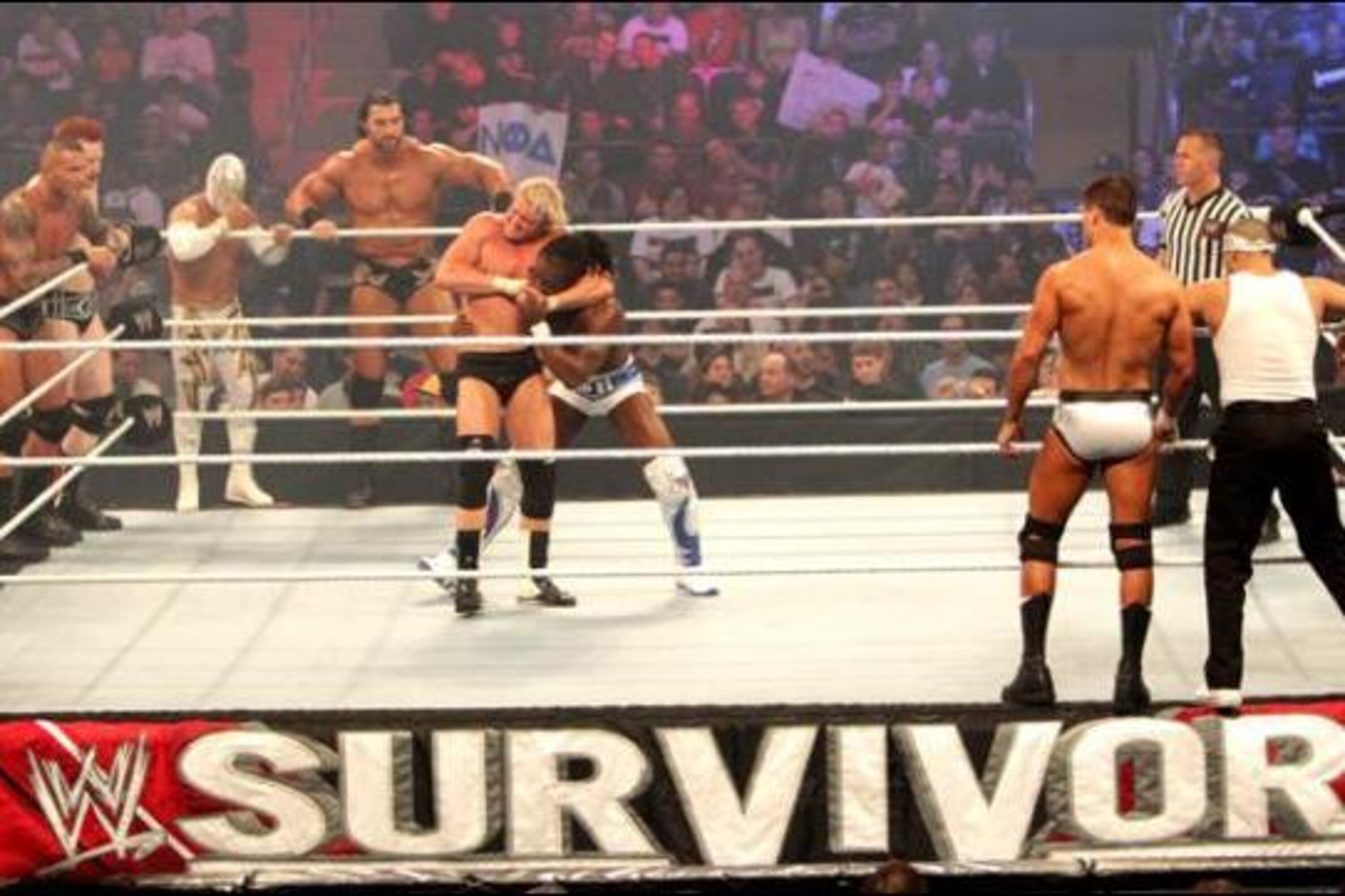 5 Traditional Survior Series Match Lineups That Could Happen