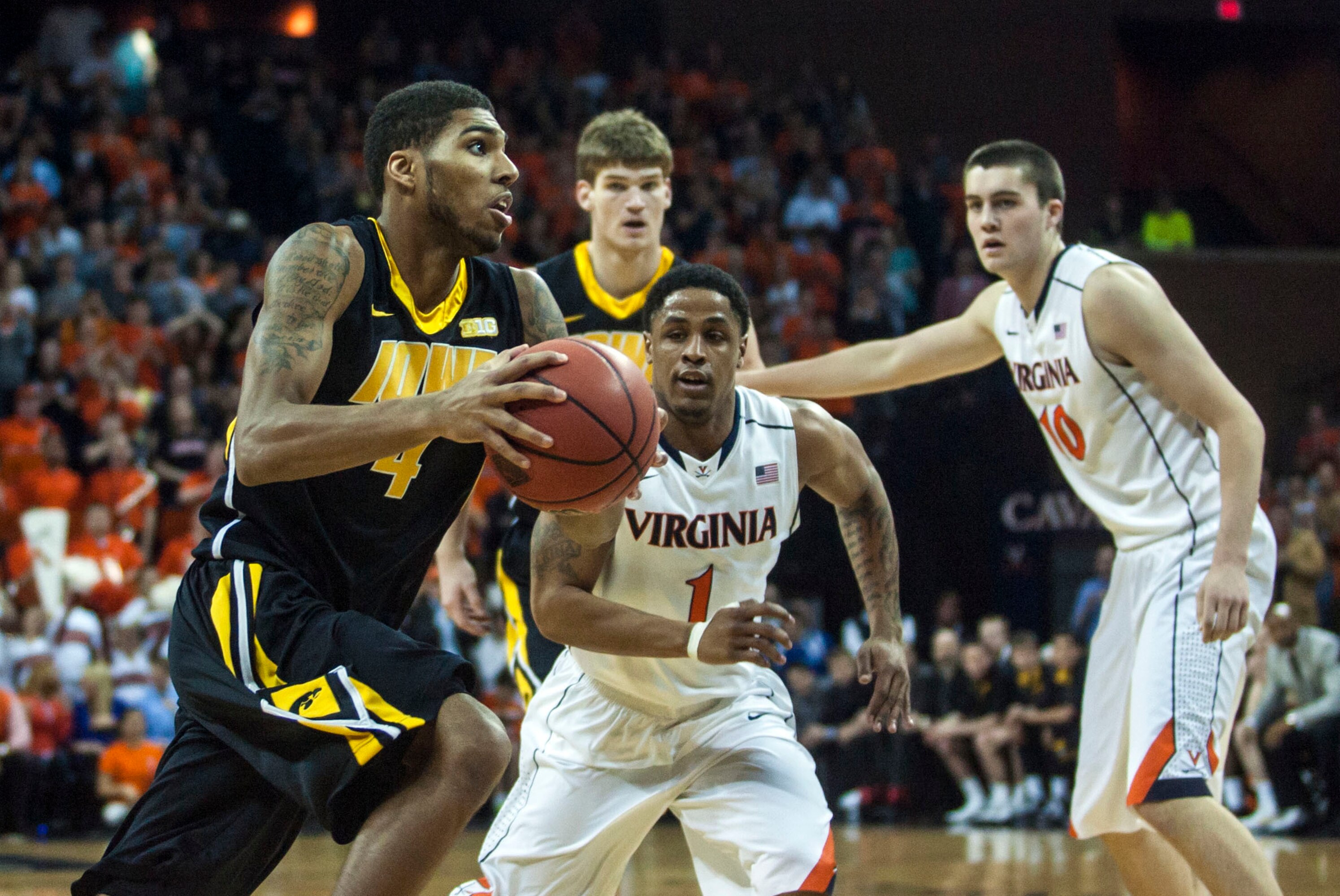 Iowa Basketball: Complete Roster, Season Preview for 2013-14 Hawkeyes