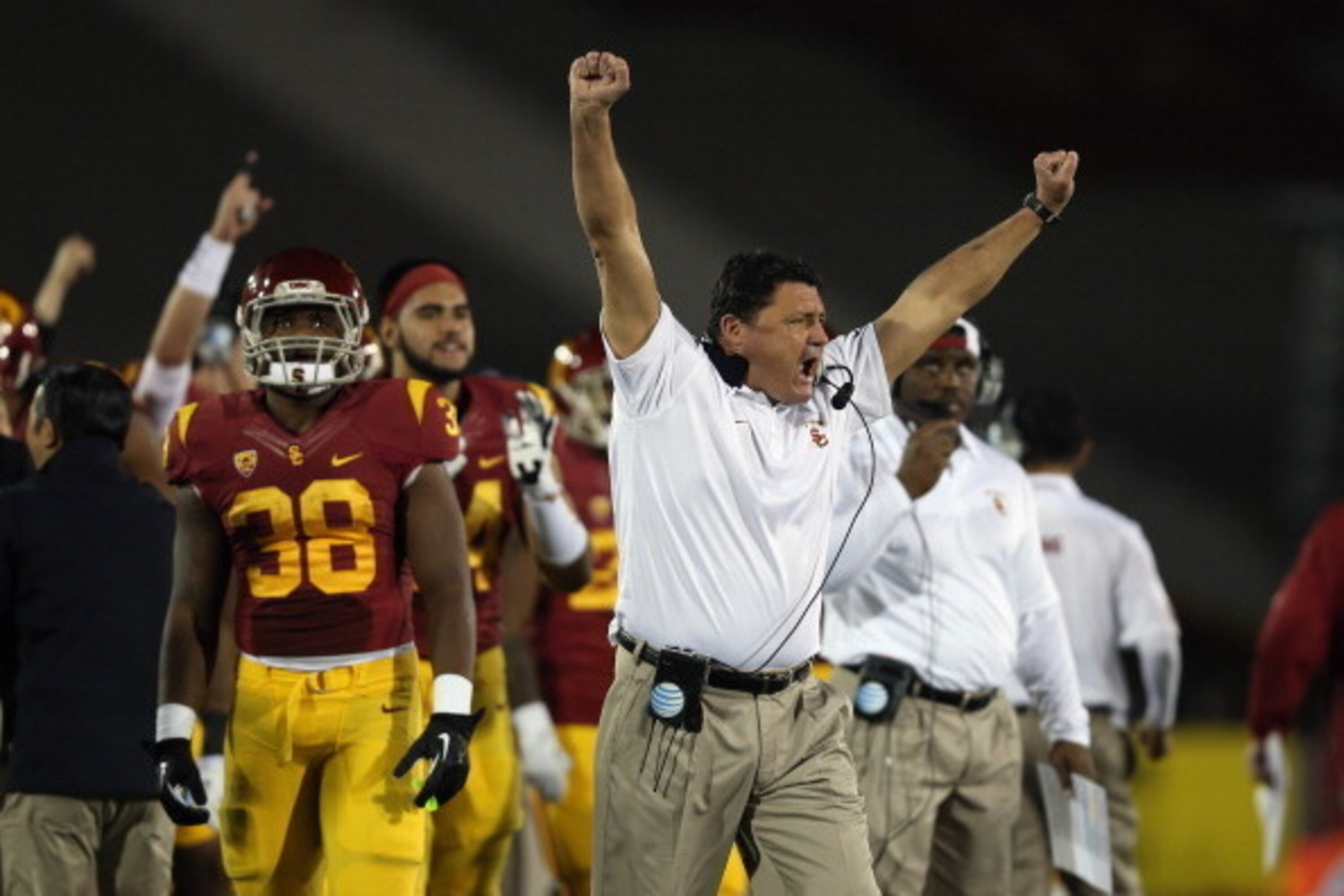 USC Football: 4 Reasons to Believe the Trojans Will Play in a BCS Bowl