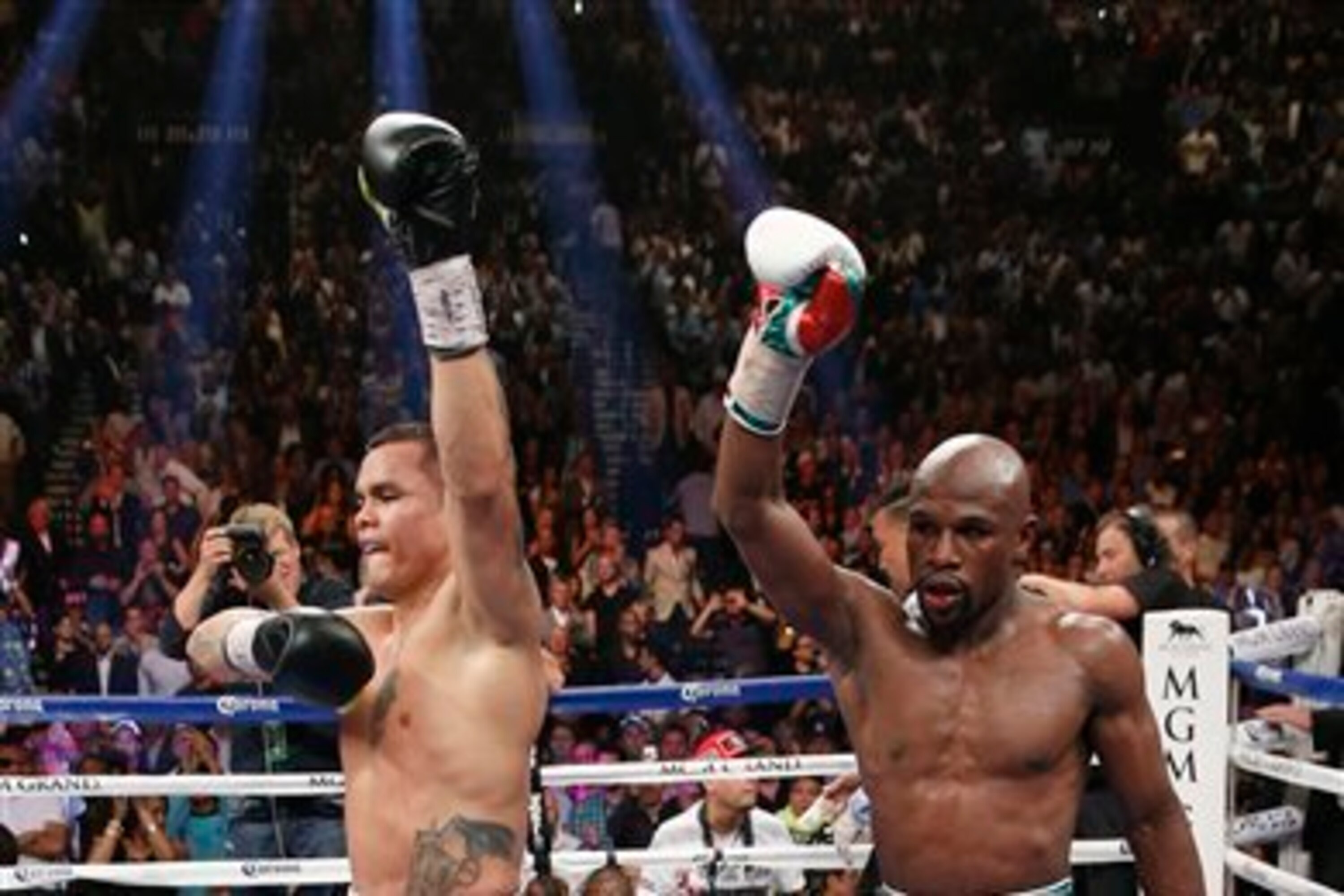 Floyd Mayweather vs. Marcos Maidana Results: Round-by-Round Analysis ...