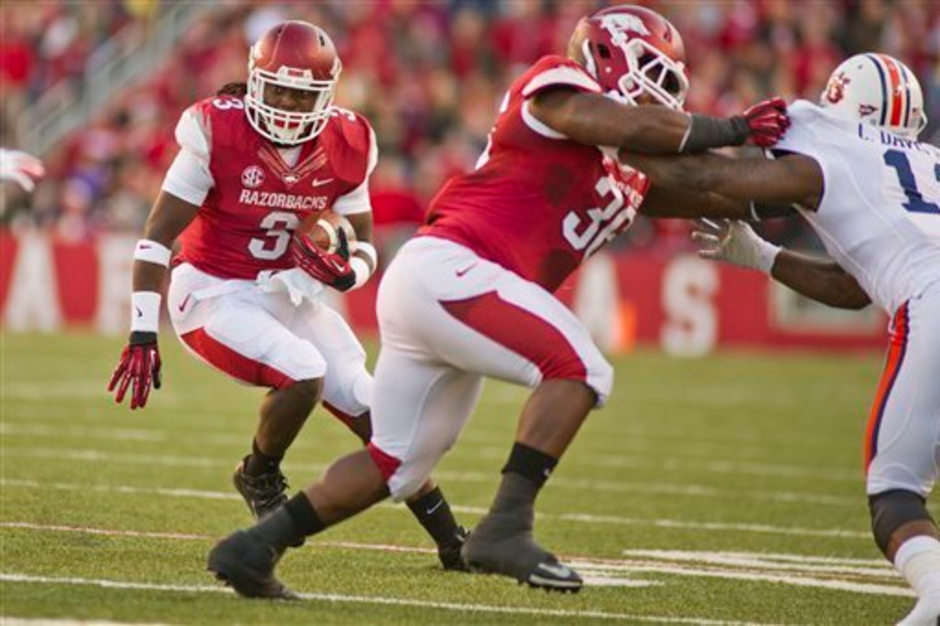 Arkansas Football: Predicting Razorbacks' 2014 2-Deep Depth Chart