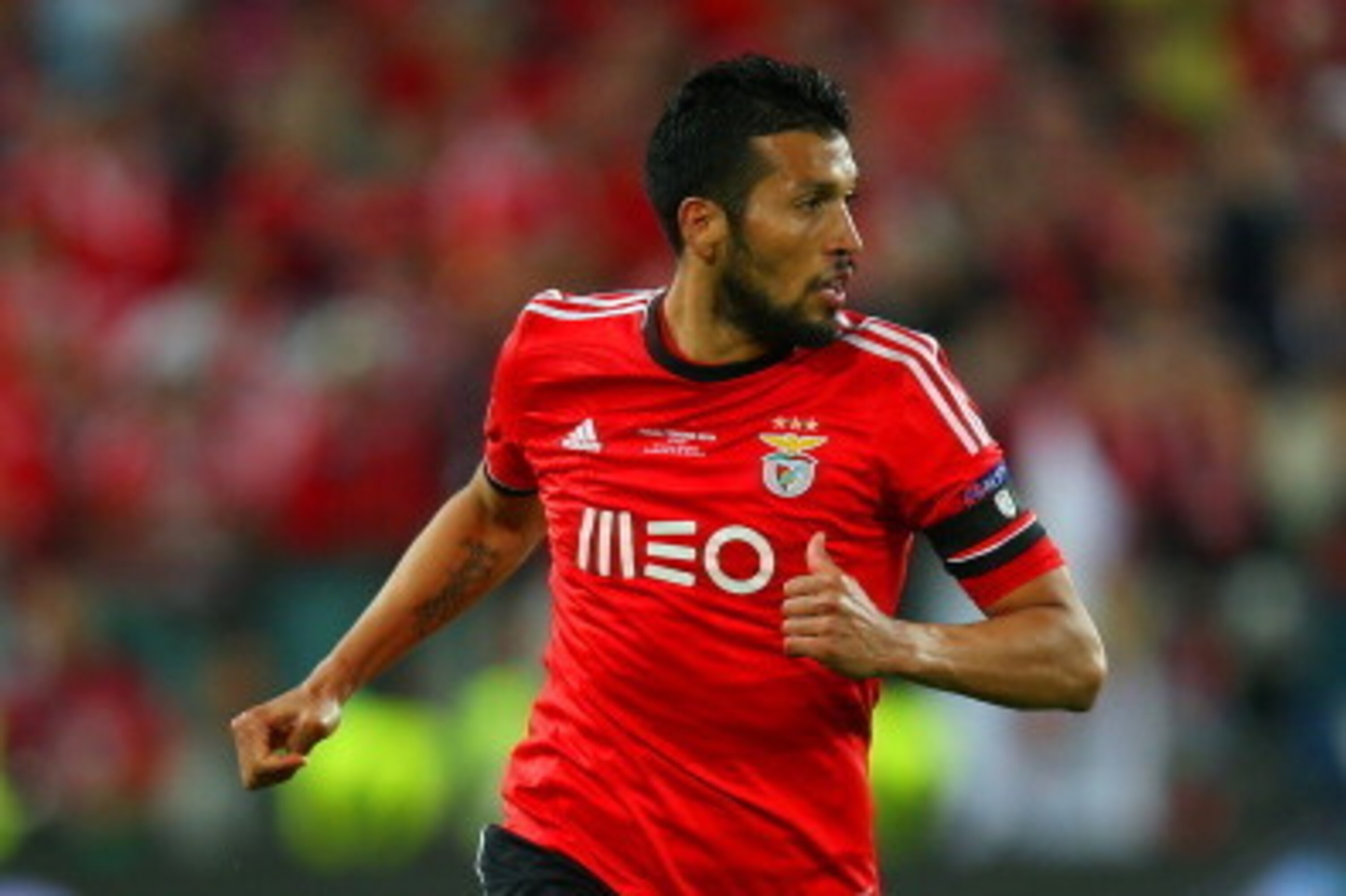 Ezequiel Garay and 7 Players Louis Van Gaal Could Bring to Manchester Utd
