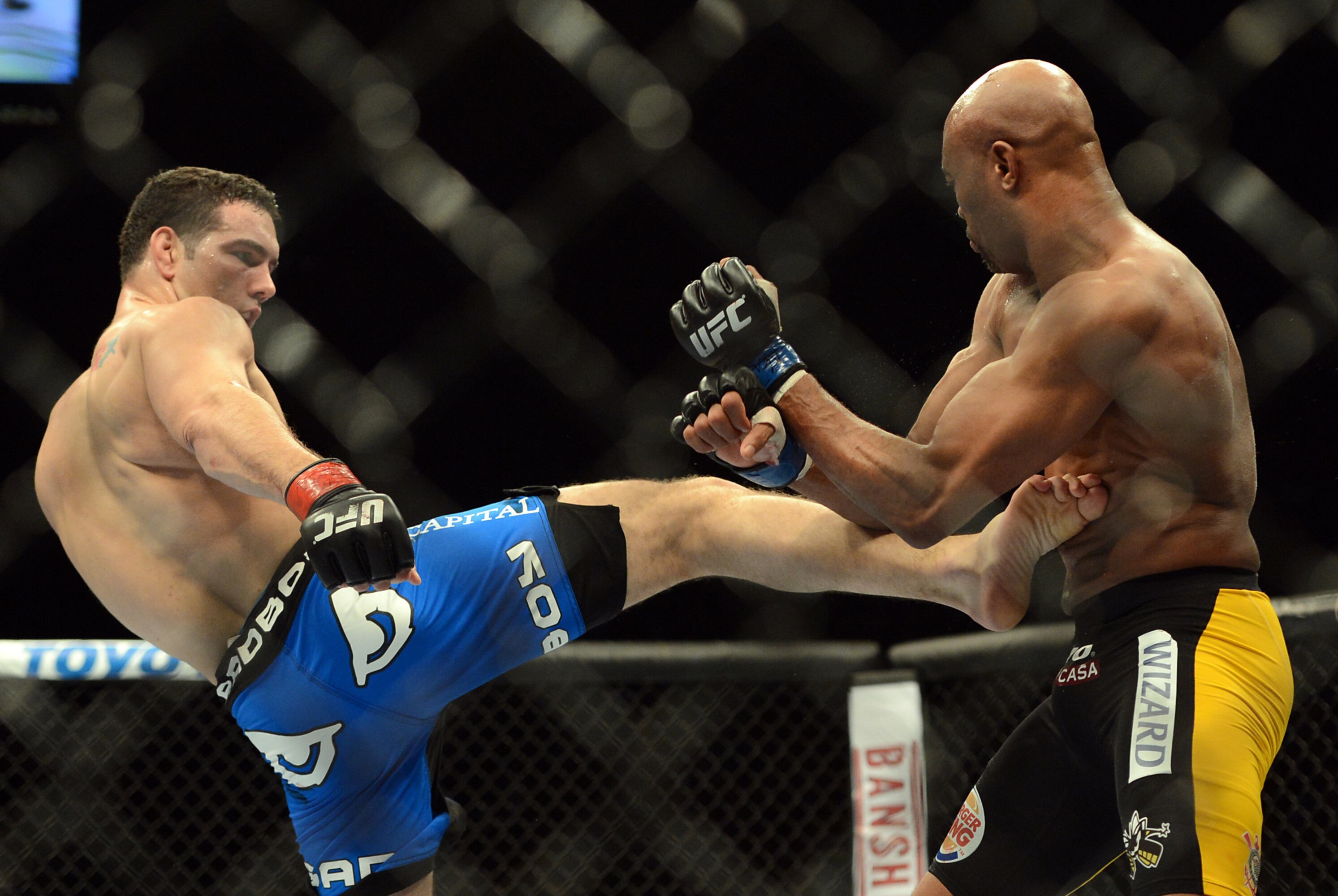 B/R MMA 125: Ranking the Top 15 Middleweights in Mixed Martial Arts