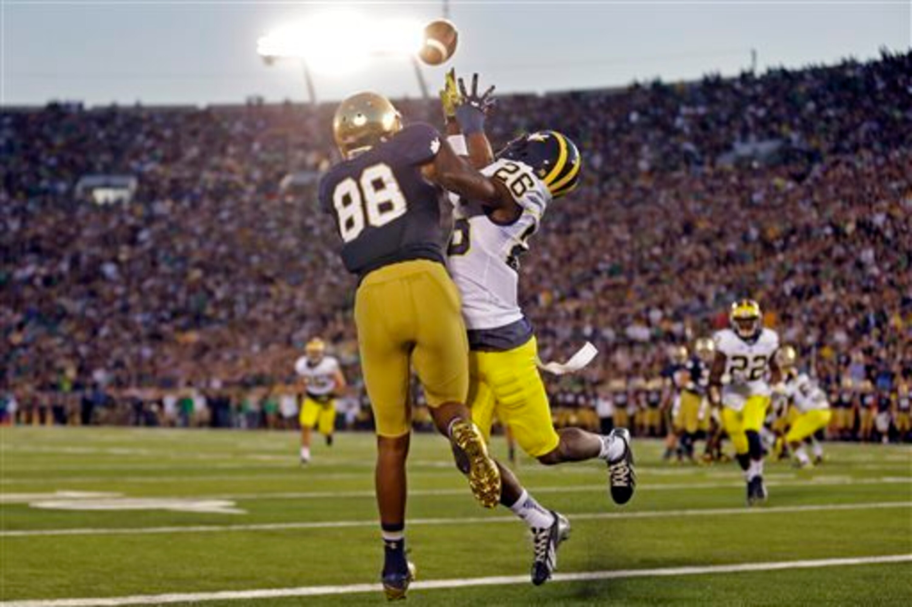 NCAA Football Rankings 2014: Hits and Misses from Week 3 Polls