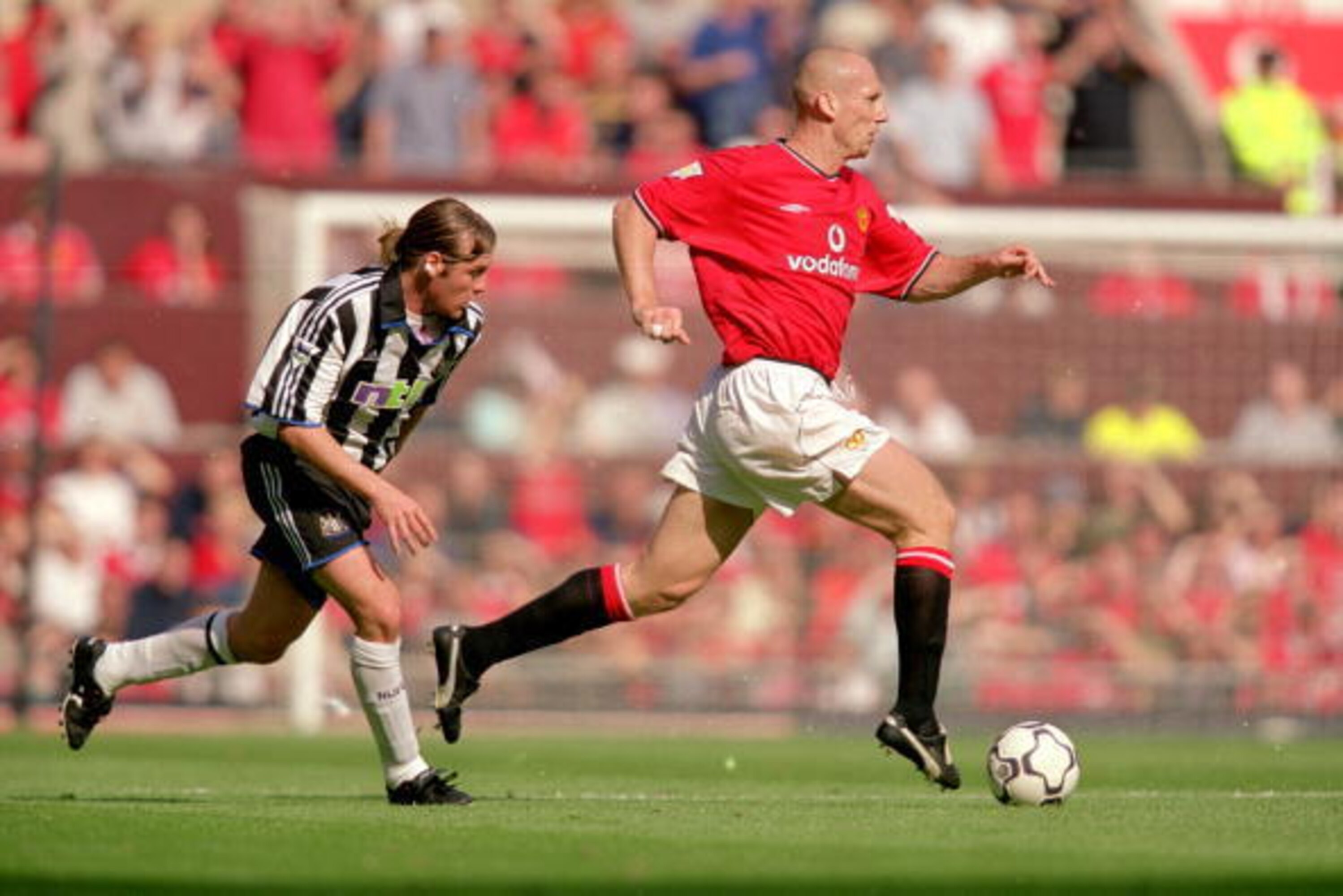 8 Greatest Central Defenders in Netherlands History