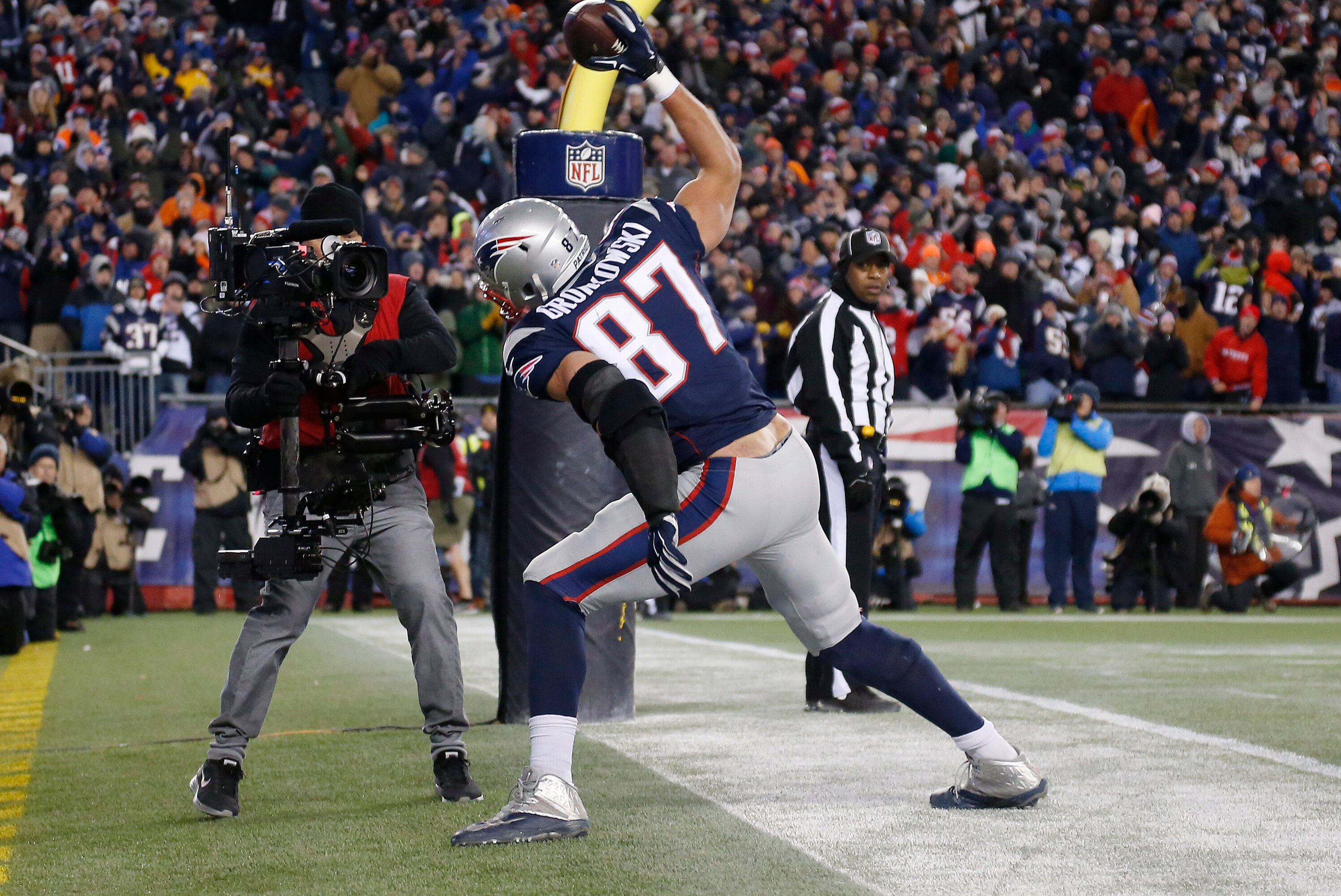 Ranking the NFL's Top 50 Players at the Midseason Mark