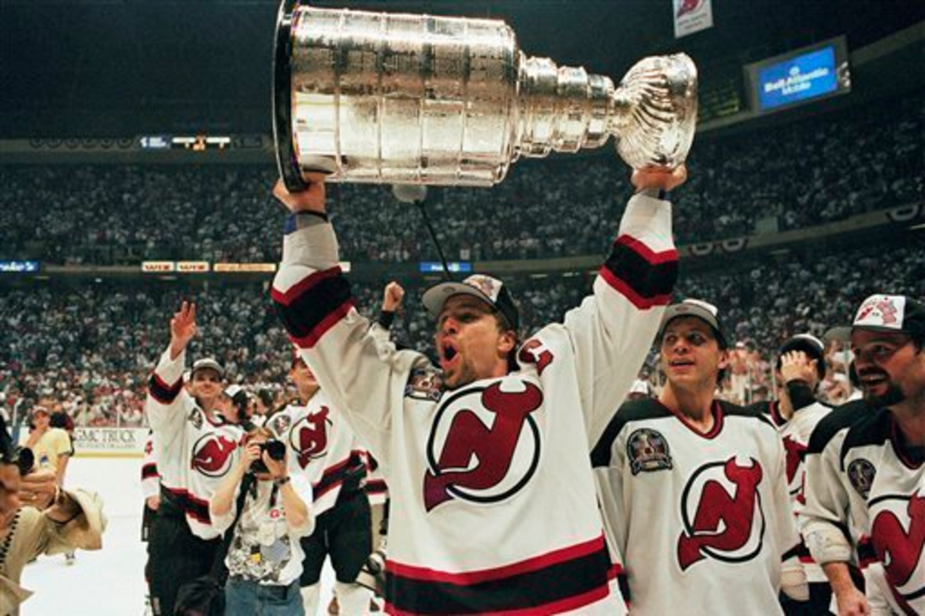 Ranking the New Jersey Devils' 5 Best Players of All Time