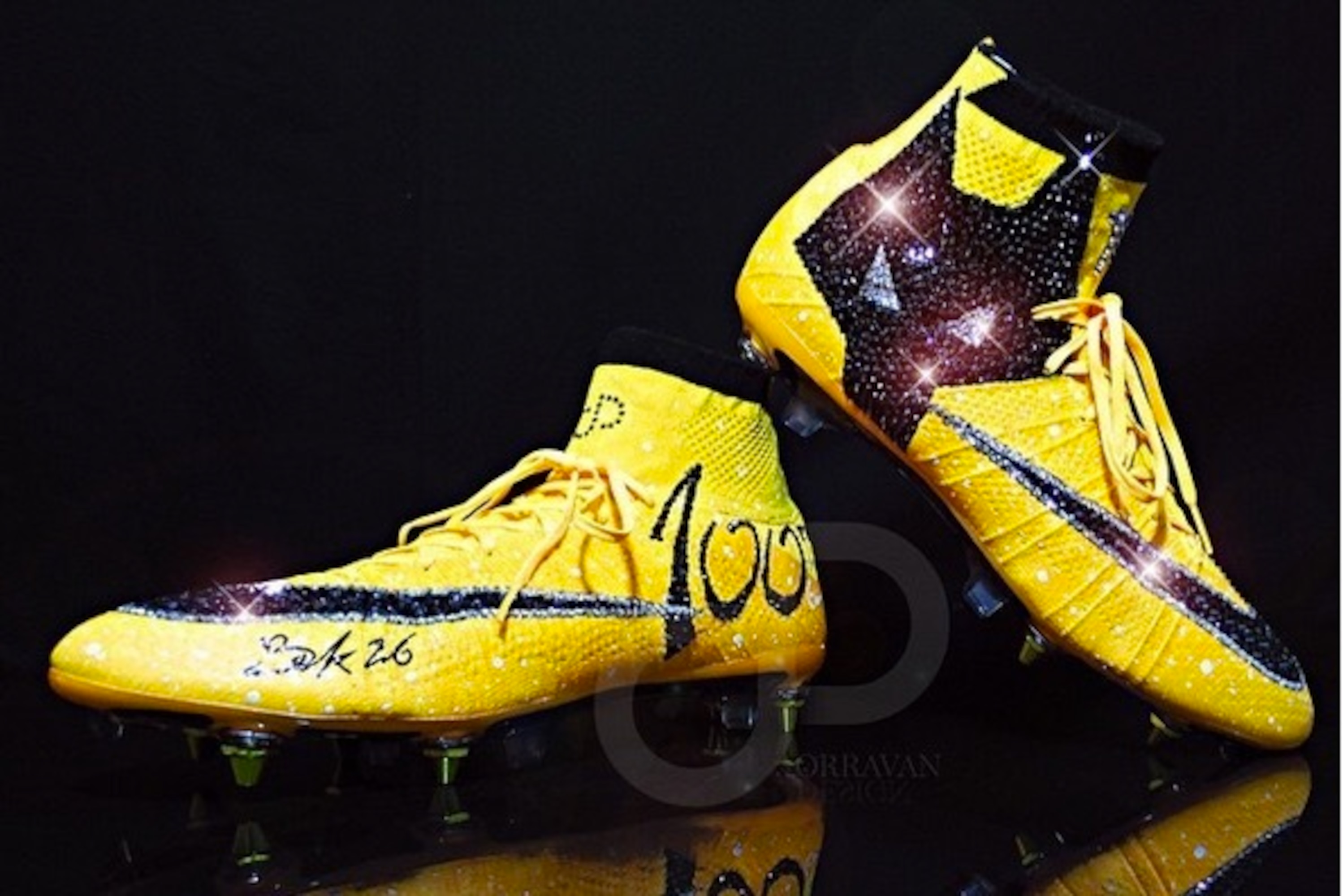 The 10 Most 'Bling' Boots in Football