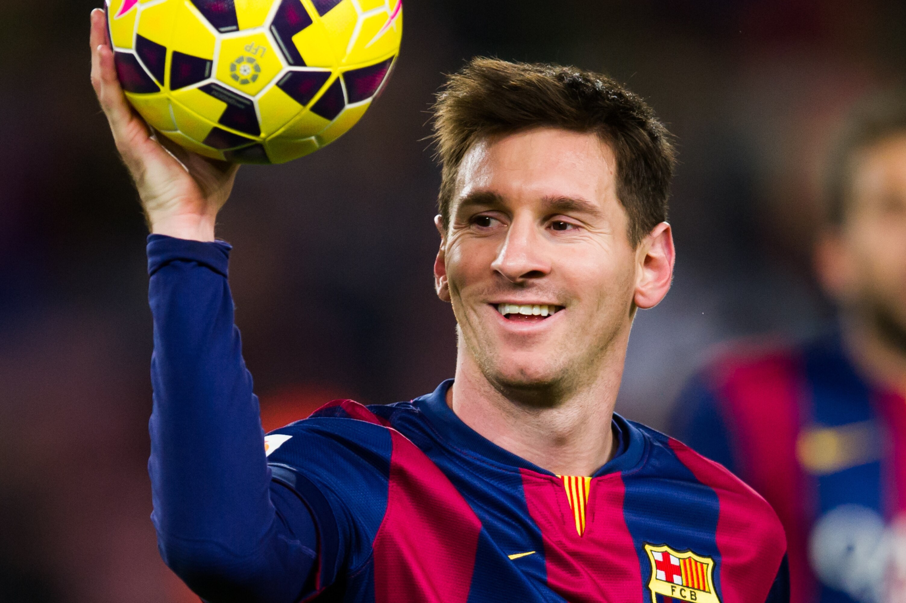 Selecting 3 Christmas Gifts for Barcelona's Lionel Messi