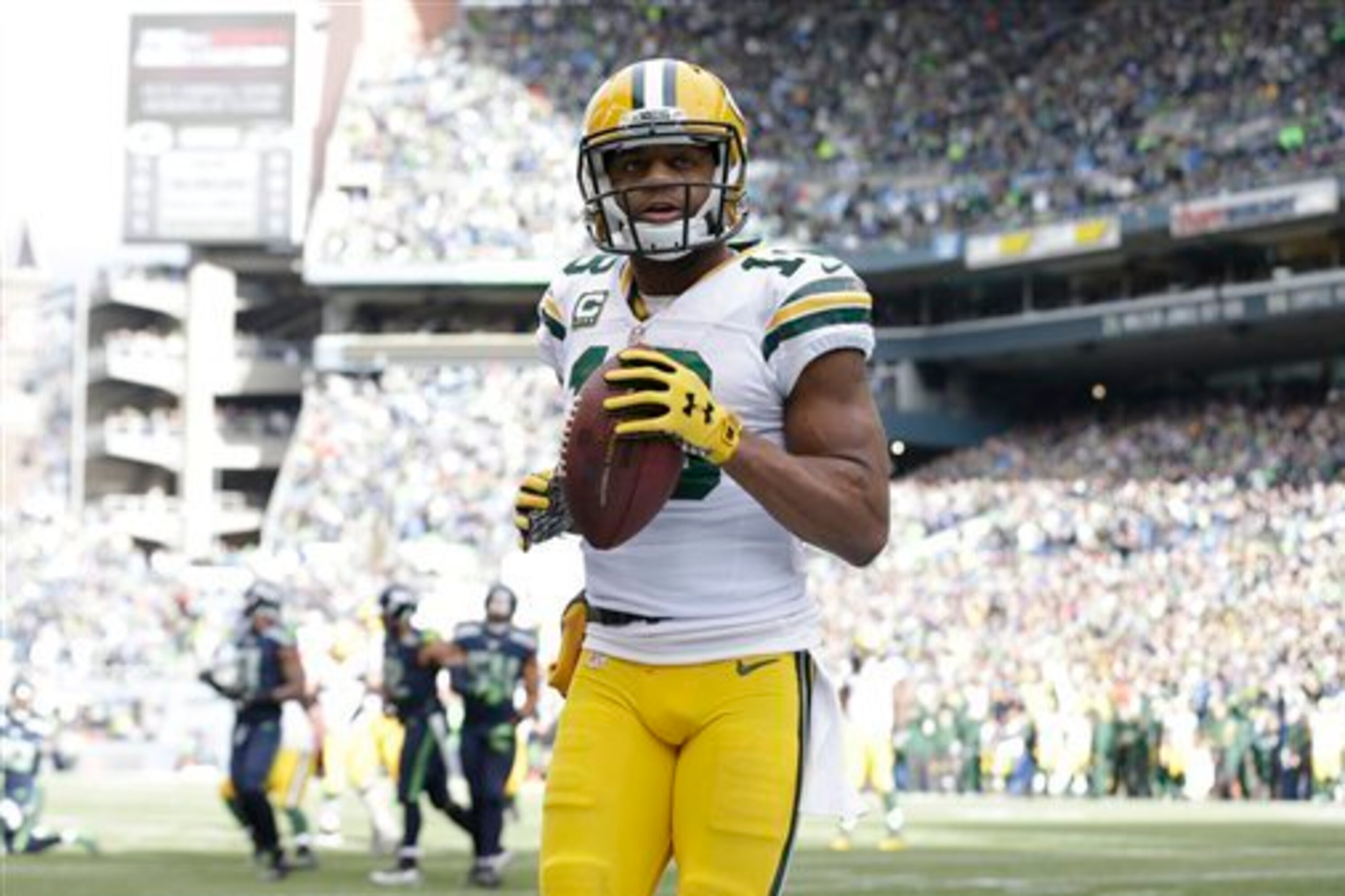 Ranking the 10 Most Dangerous NFL Players Available This Offseason