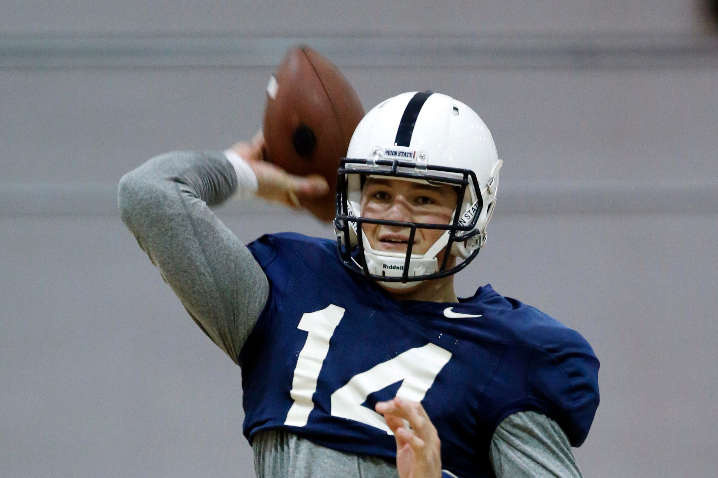 2015 College Football QBs with the Strongest Arms