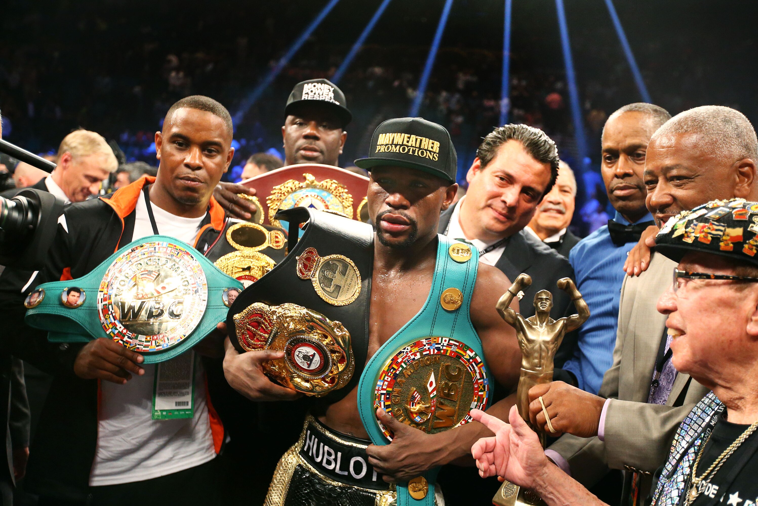 Boxers Most Likely To Succeed Floyd Mayweather As Pound For Pound King