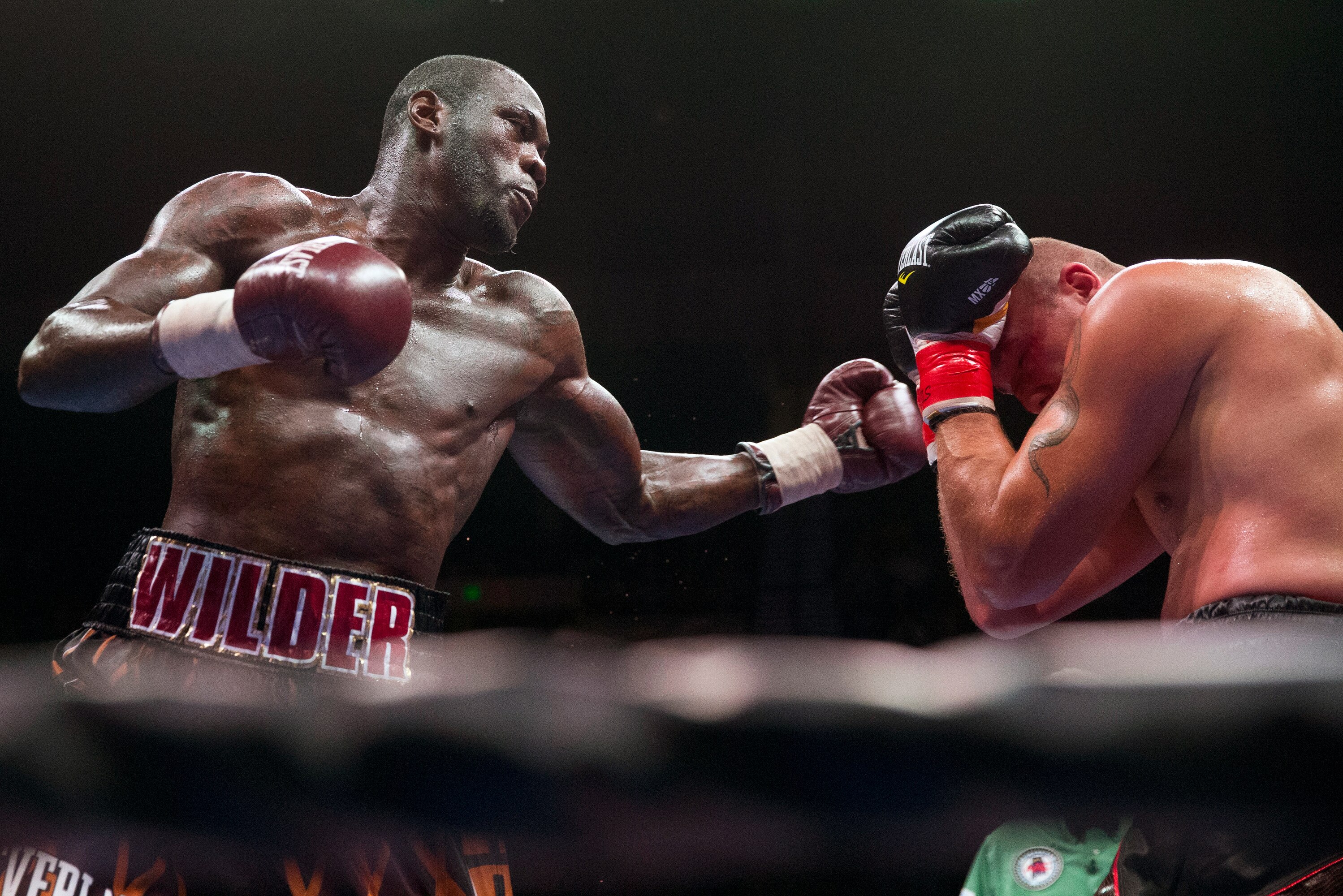 Ranking the 10 Hardest Hitters in Boxing Today