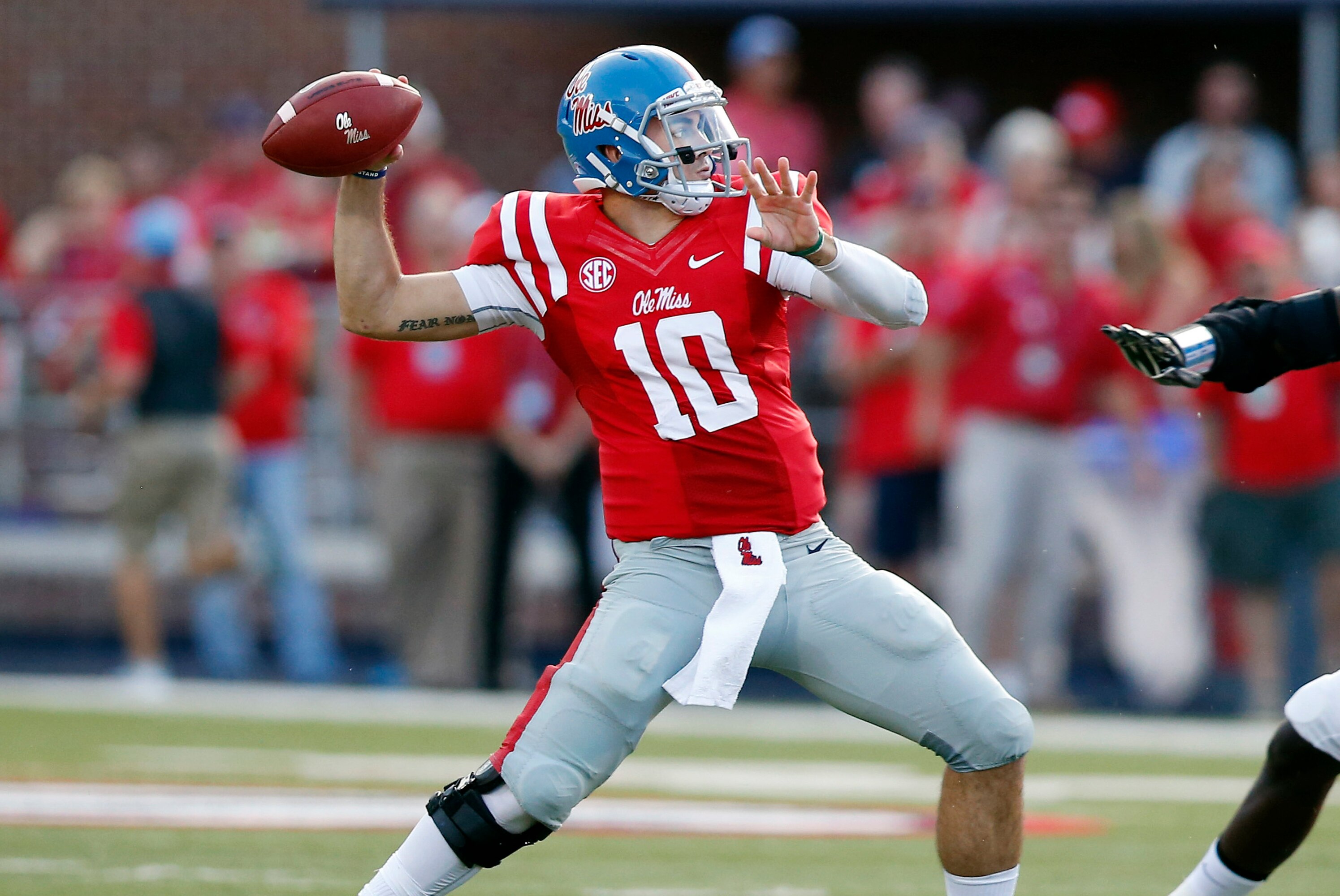 2017 NFL Draft: Quarterbacks Who Could Emerge as Top Prospects