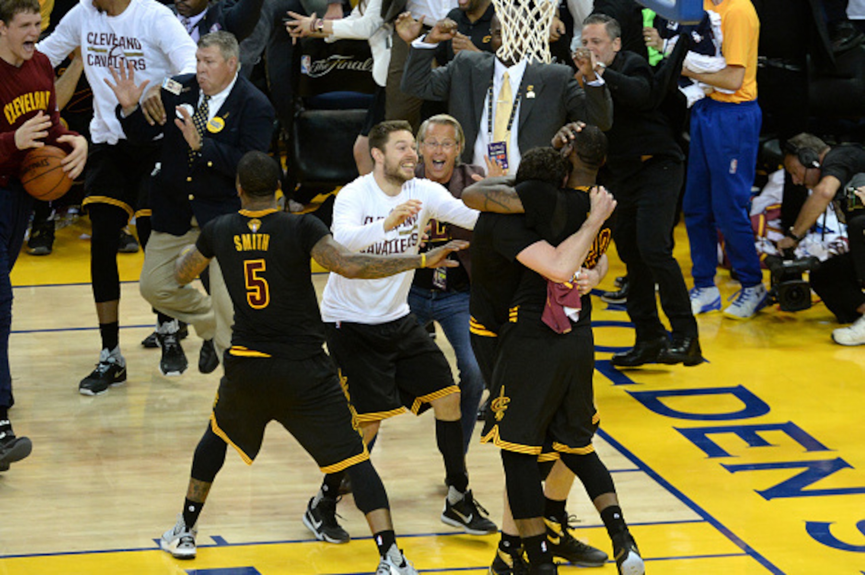 Most Shocking Sports Surprises of 2016