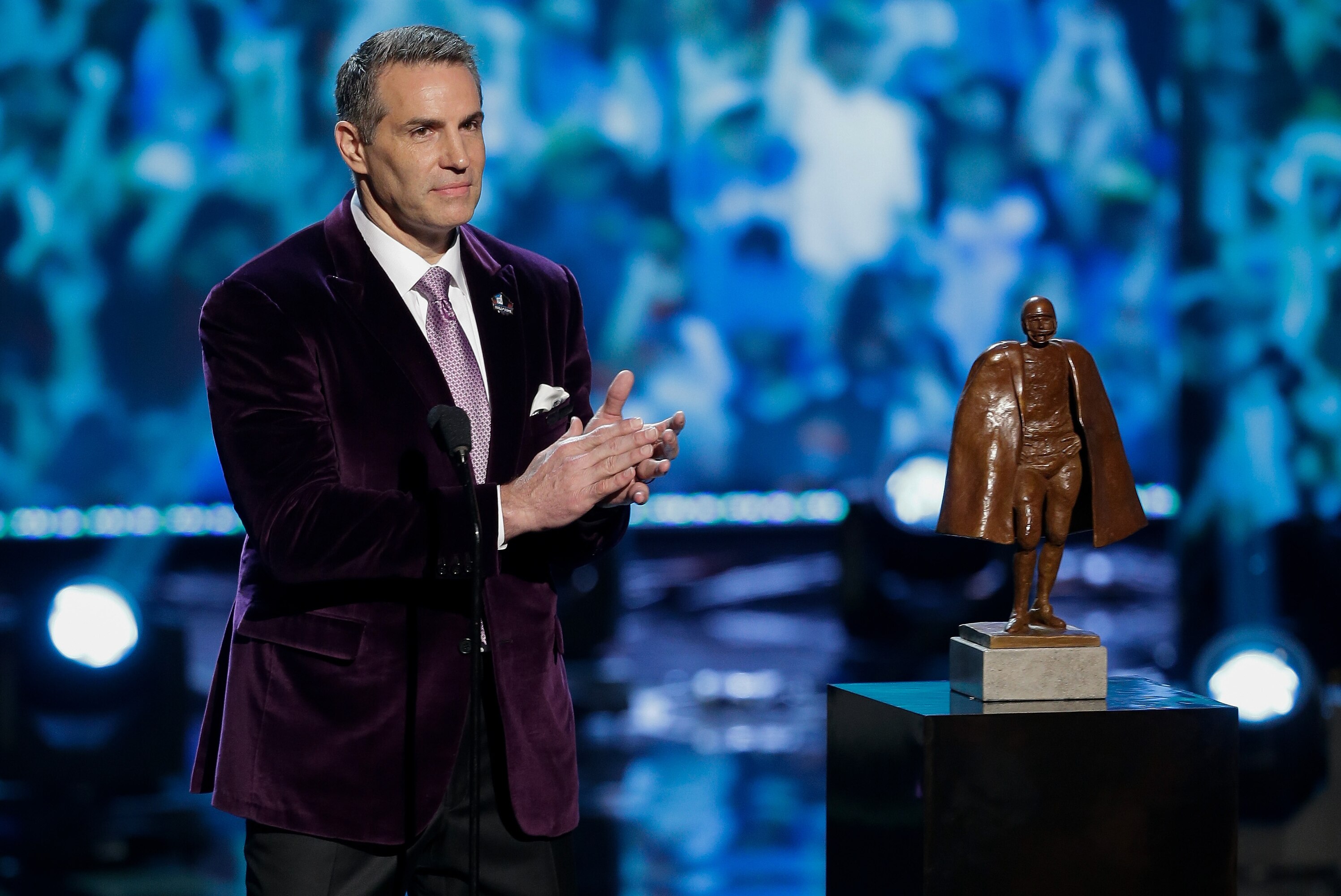 10 Athletes Who Took an Unconventional Path to the Pros