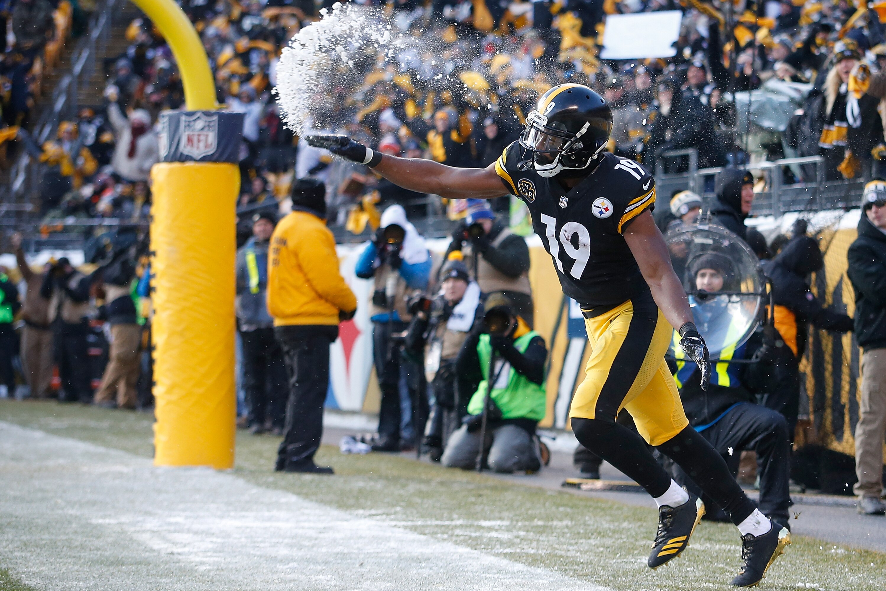 Ranking Top 10 NFL Touchdown Celebrations of 2017