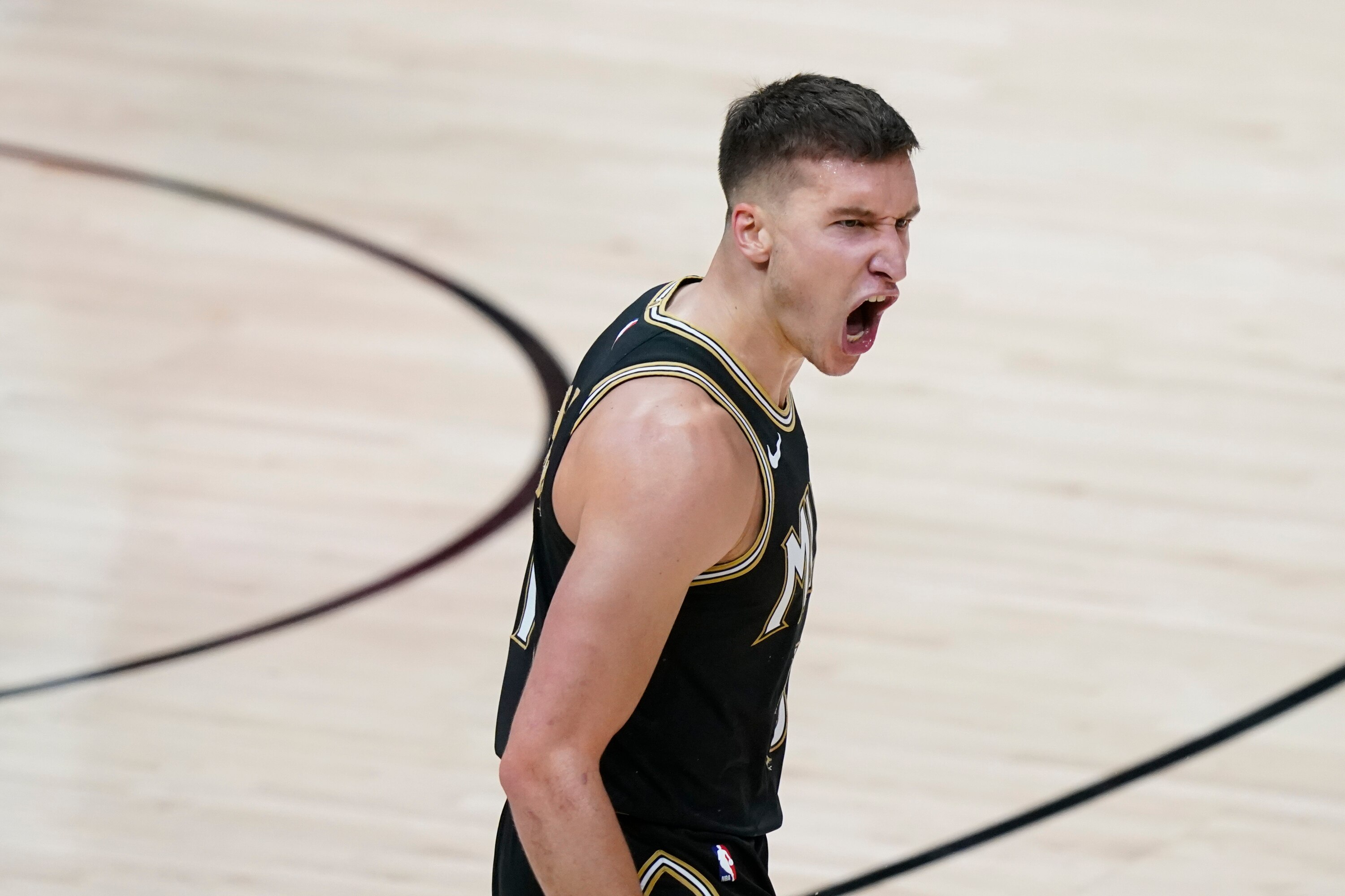 Fantasy Basketball 2021: Daily Fantasy Advice for Hawks vs. Bucks