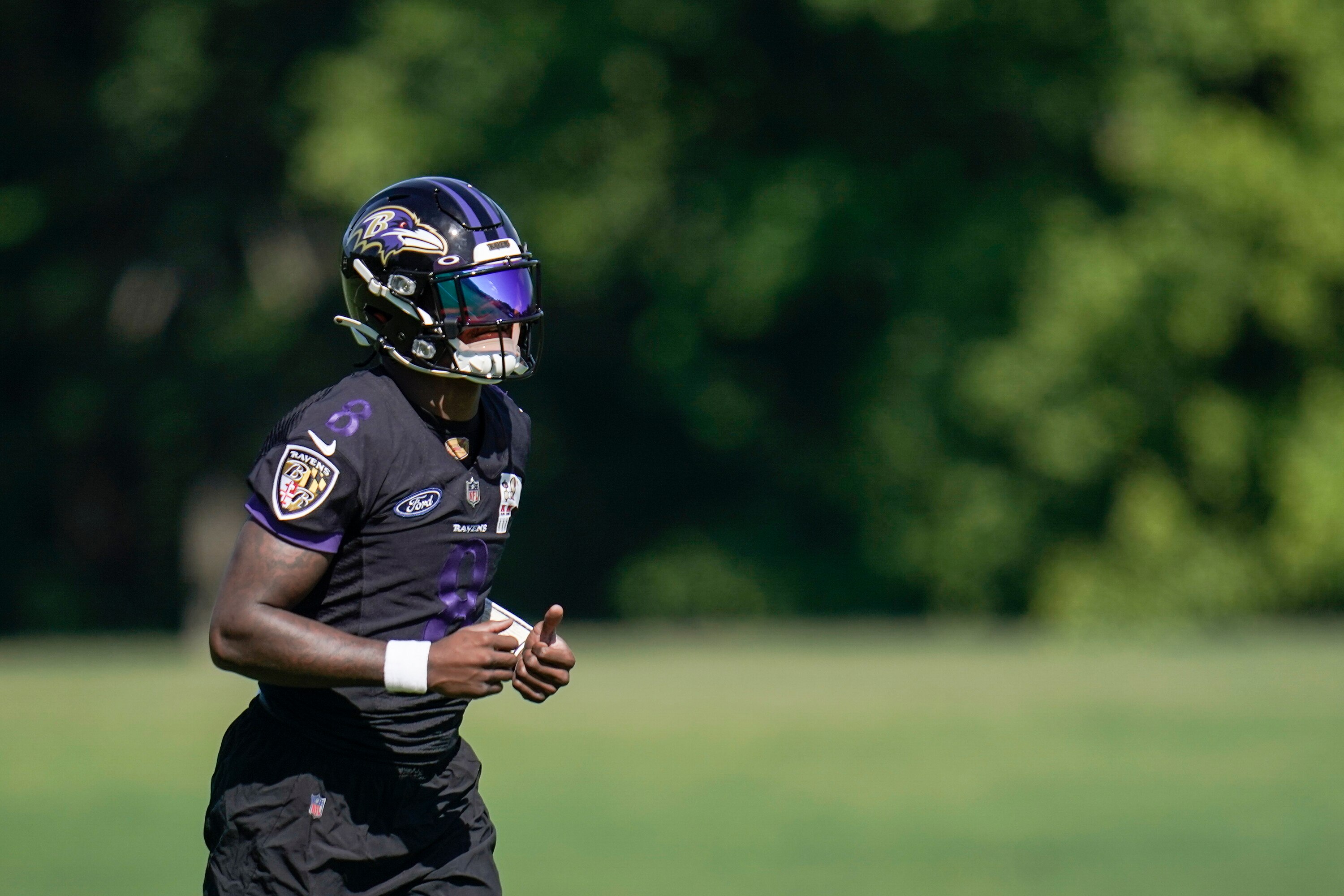 NFL Rumors: Latest Buzz Surrounding Lamar Jackson, Zach Ertz and More