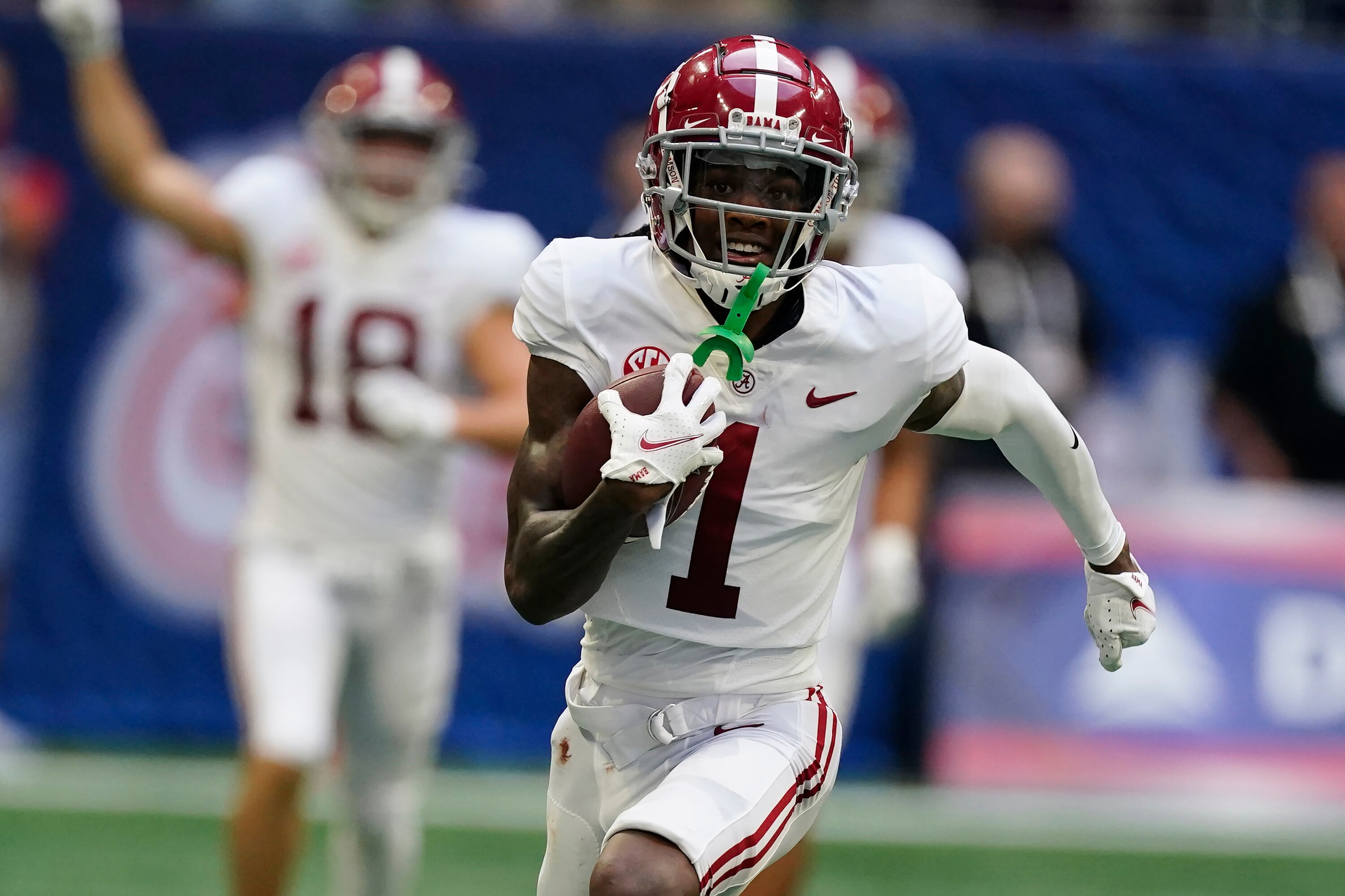 NCAA Football Rankings 2021: Week 2 Standings for College's Top 25 Teams