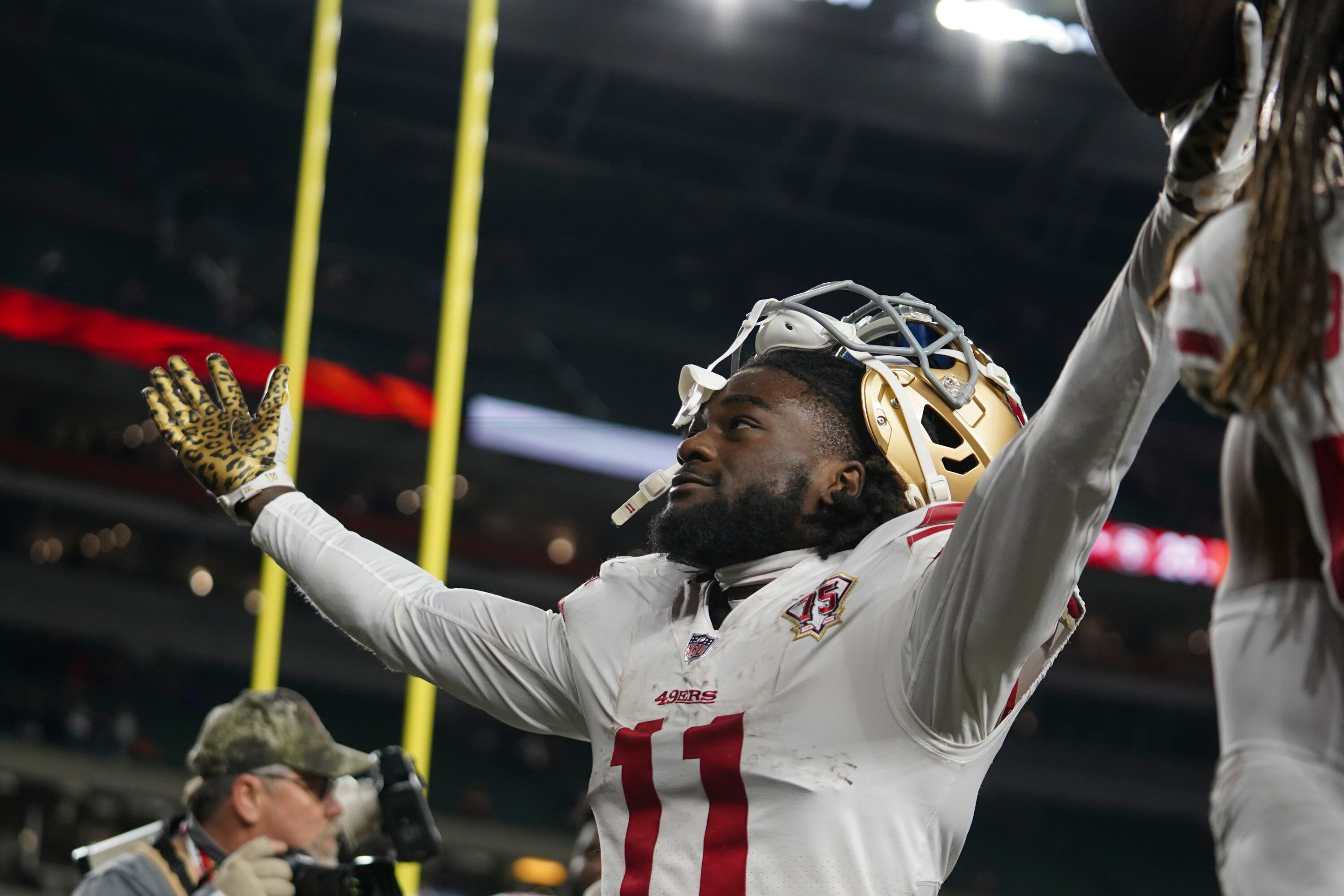 NFL Playoff Picture 2021: Week 15 Wild-Card Odds and Super Bowl Standings